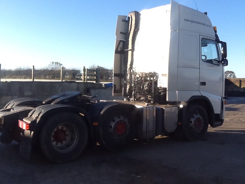 2009 VOLVO FH12 420 6x2 mid-lift artic tractor unit Euro 5 44t gvw ...