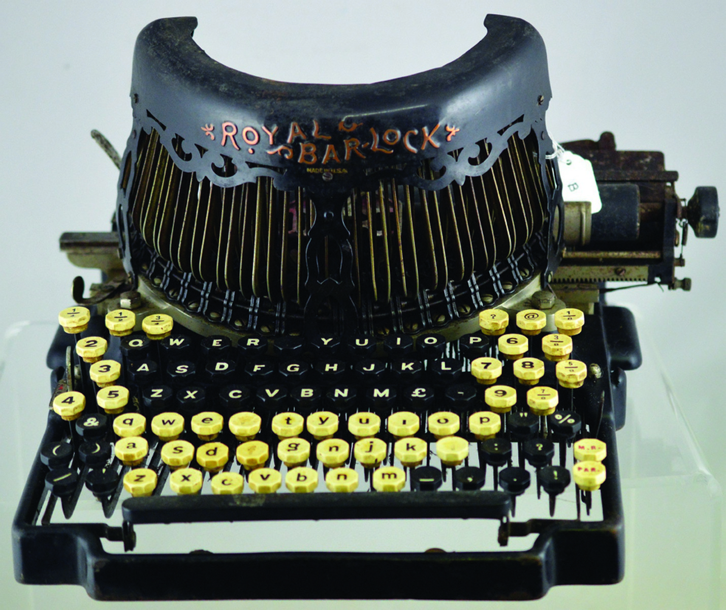 ROYAL BAR-LOCK TYPEWRITER. 9 by 11.5ins, ‘ROYAL-BAR-LOCK’. Made in U.S ...