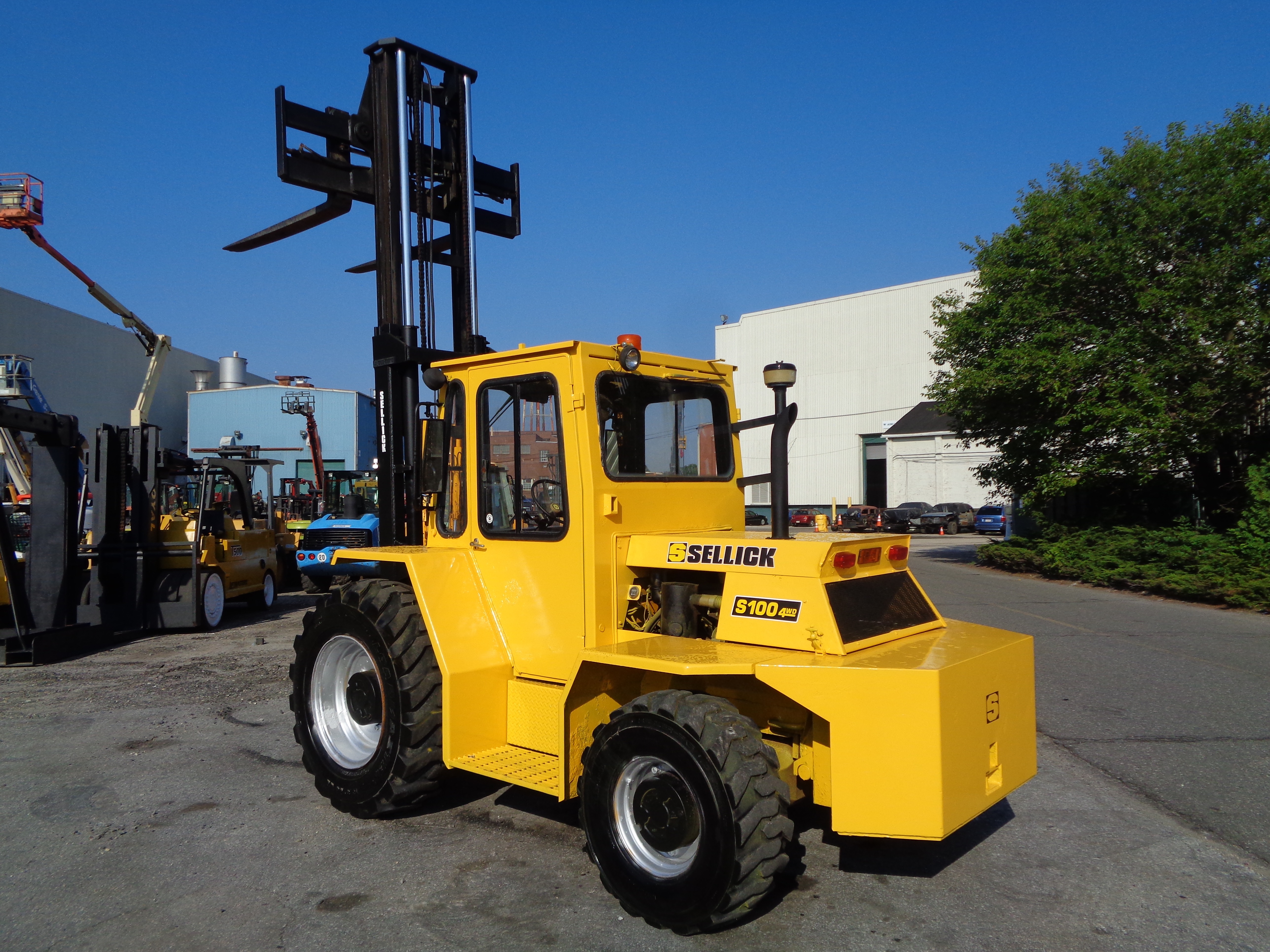Make: Sellick Model: SD-100 SN: 27376071032-4 Hours: 4081 Fork Length ...