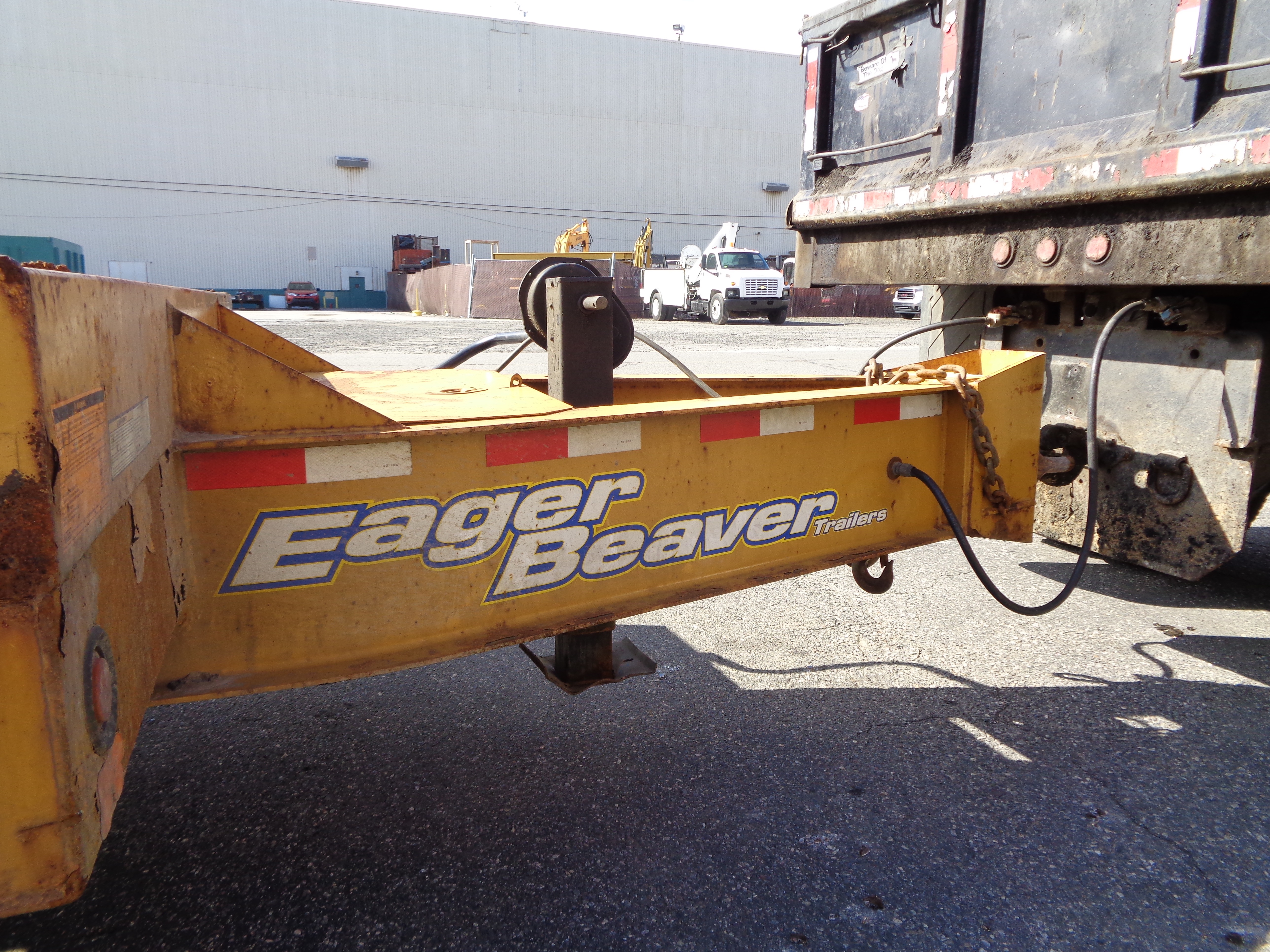 Make: Eager Beaver Year: 2011 VIN: 112H8V328BL075961 20 Ton Tandem Axle ...