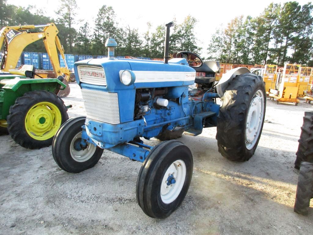 FORD 5000 Tractor, PTO, Rear Lift Arms, SN: C185378