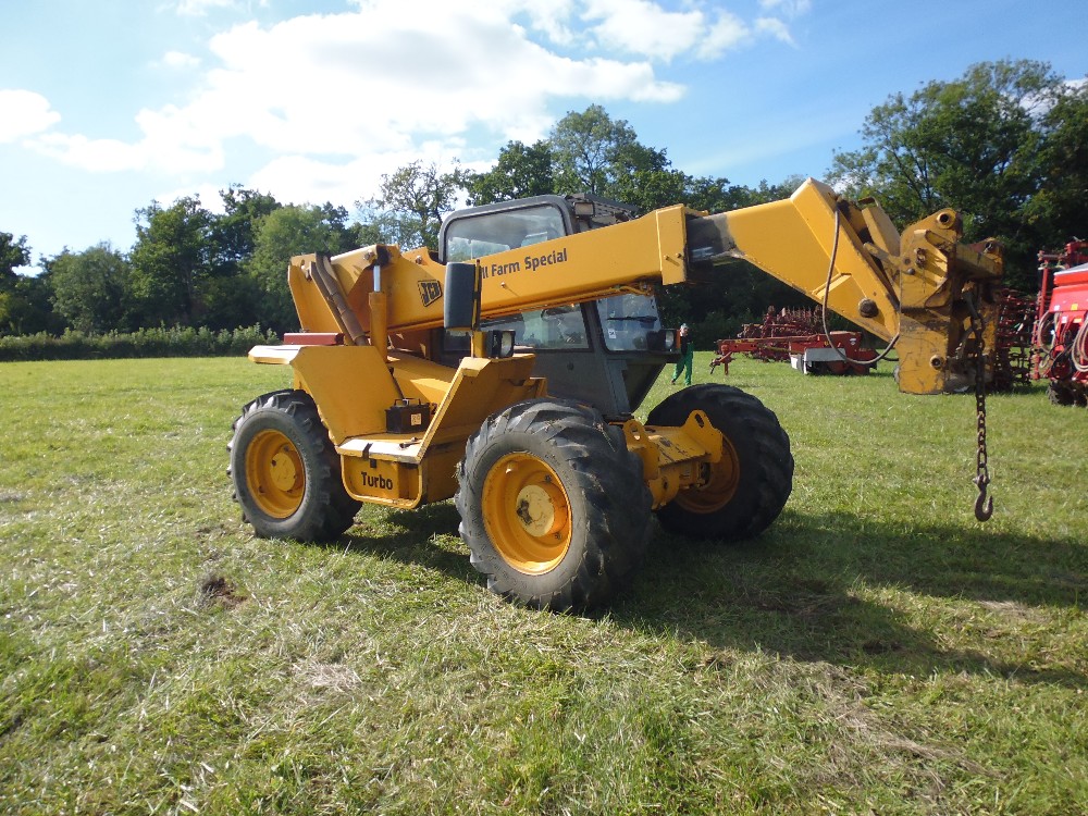 JCB 525-67 4WD 4WS Farm Special Loadall. Registration J141 KBJ. 5,750 ...