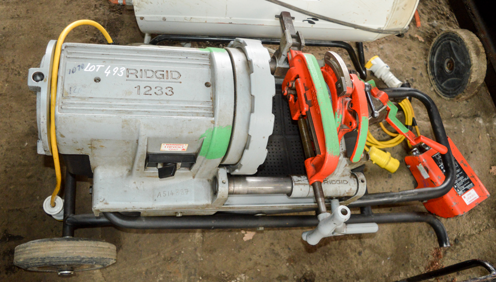Ridgid 1233 110v pipe threading machine A514887