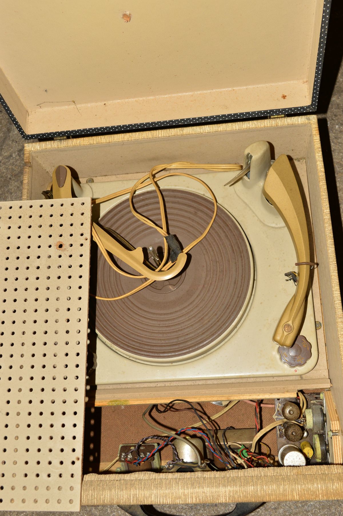 A REGENTON RECORD PLAYER, Elizabethan cassette recorder, a Telefunken ...