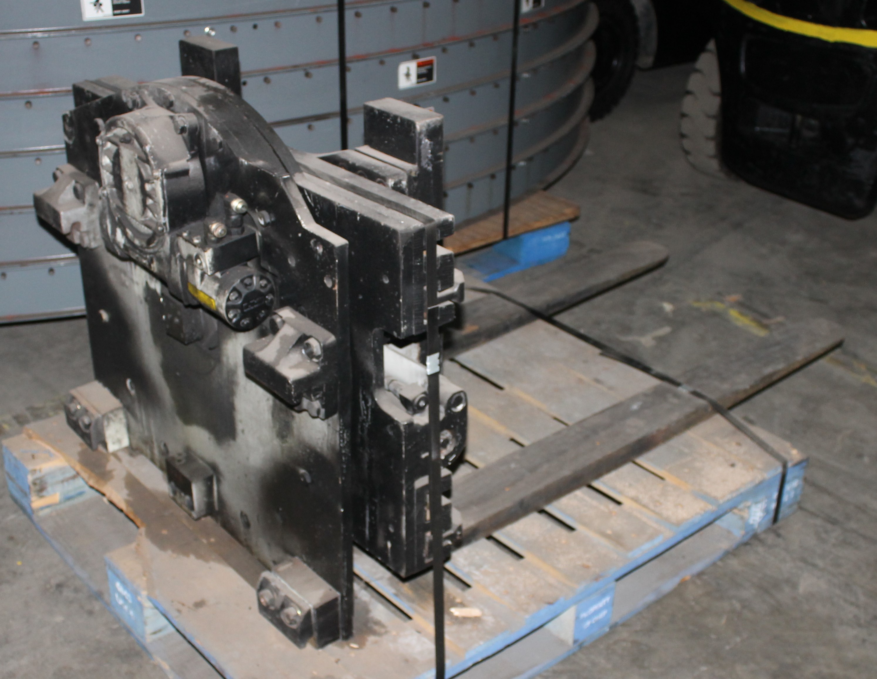 CASCADE 360 DEGREE FORKLIFT ROTATOR CLAMP