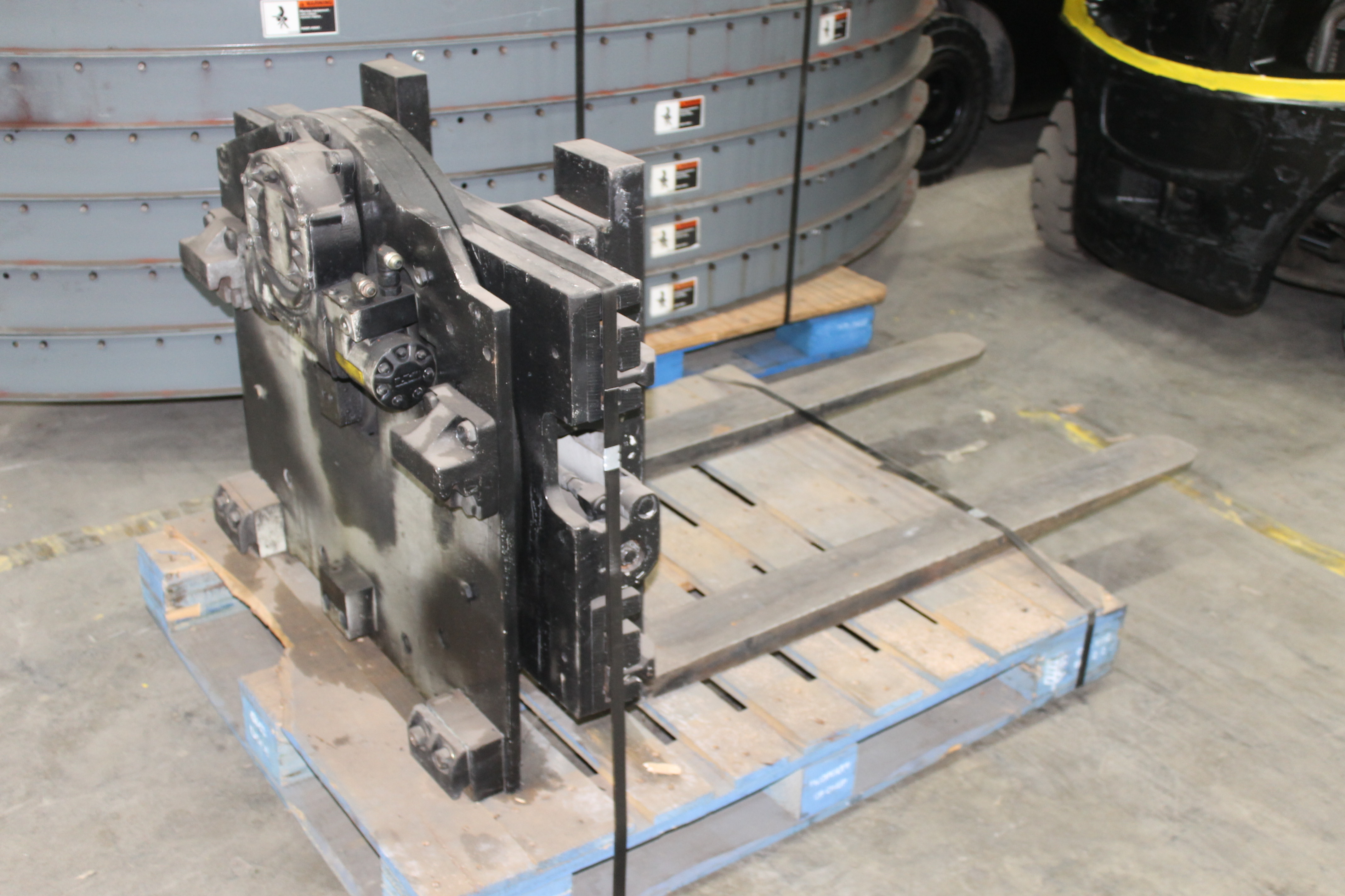 CASCADE 360 DEGREE FORKLIFT ROTATOR CLAMP