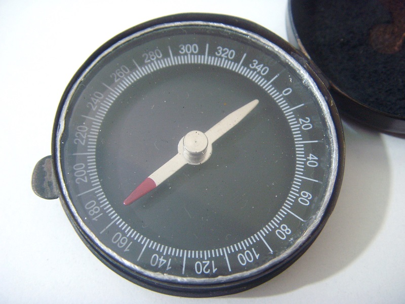 1936 OLYMPICS NAZI COMPASS NOT AUTHENTICATED POSTAGE: £4.50 COLLECTION ...