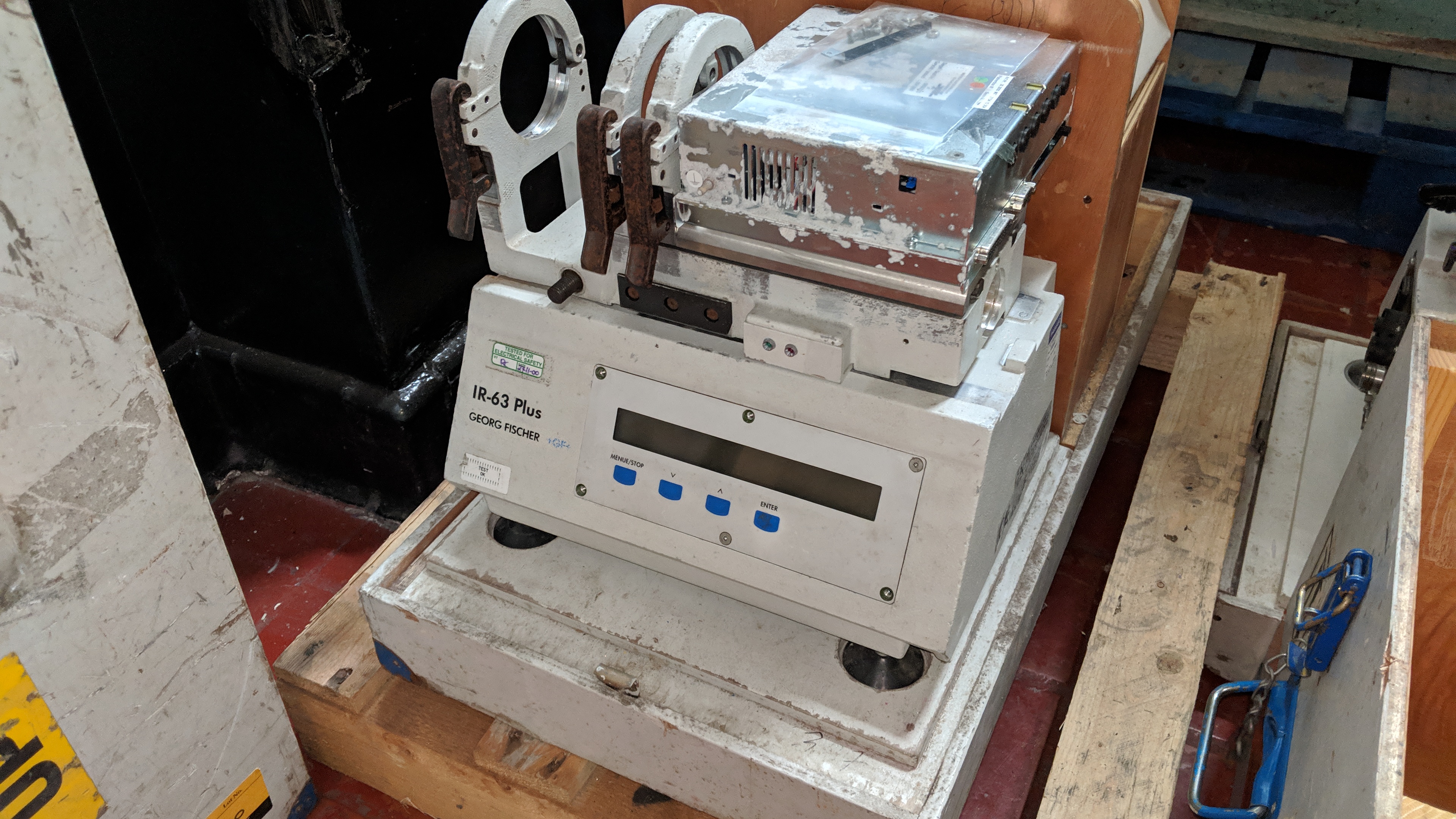 Georg Fischer IR-63 Plus fusion machine including carry case This is ...