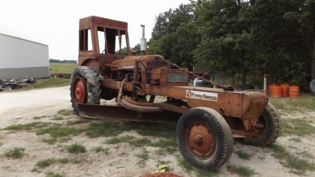 Lot 594 Farmall M Tractor w/MB Power Grader, 1948 12' Blade