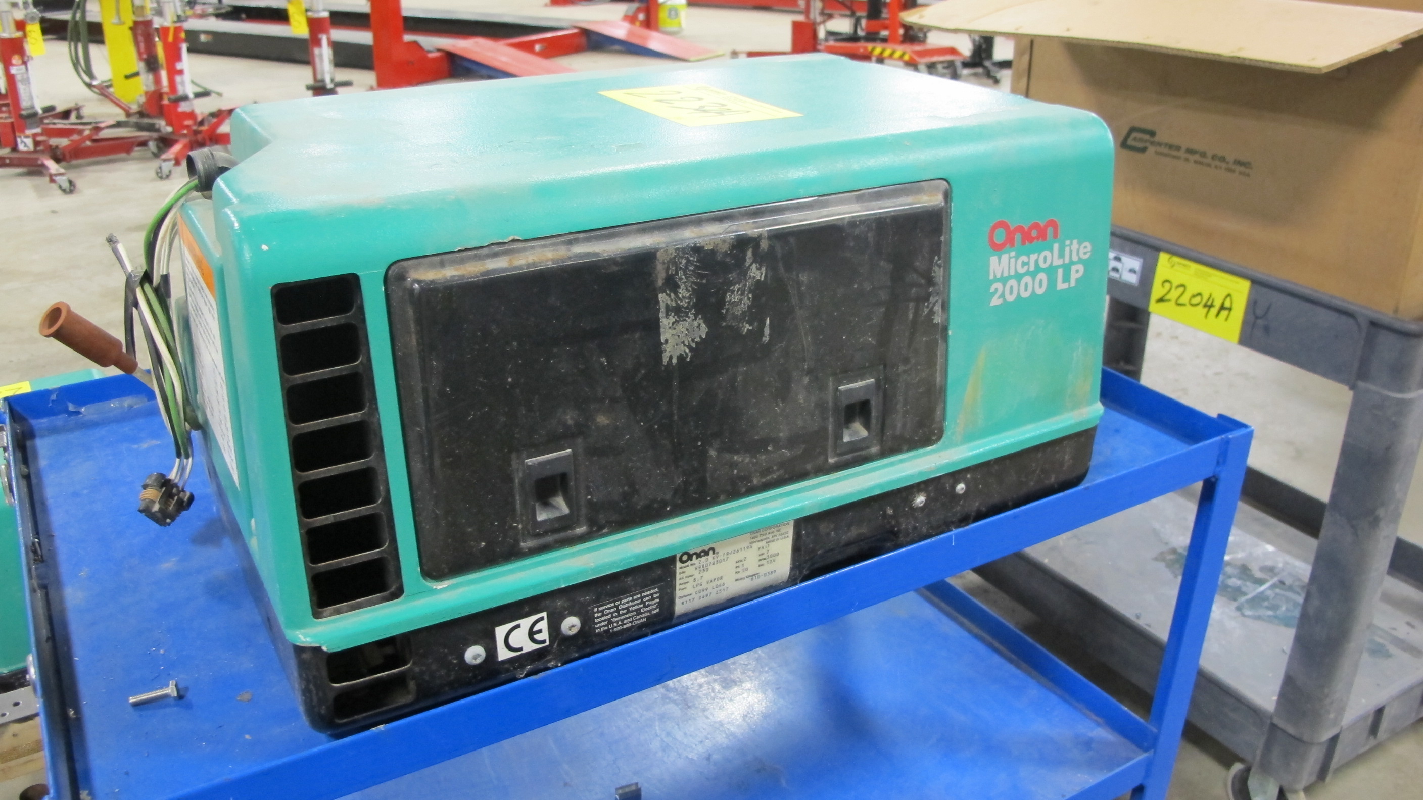 ONAN MICROLITE 2000 LP GAS POWERED GENERATOR (SHIRLEY)