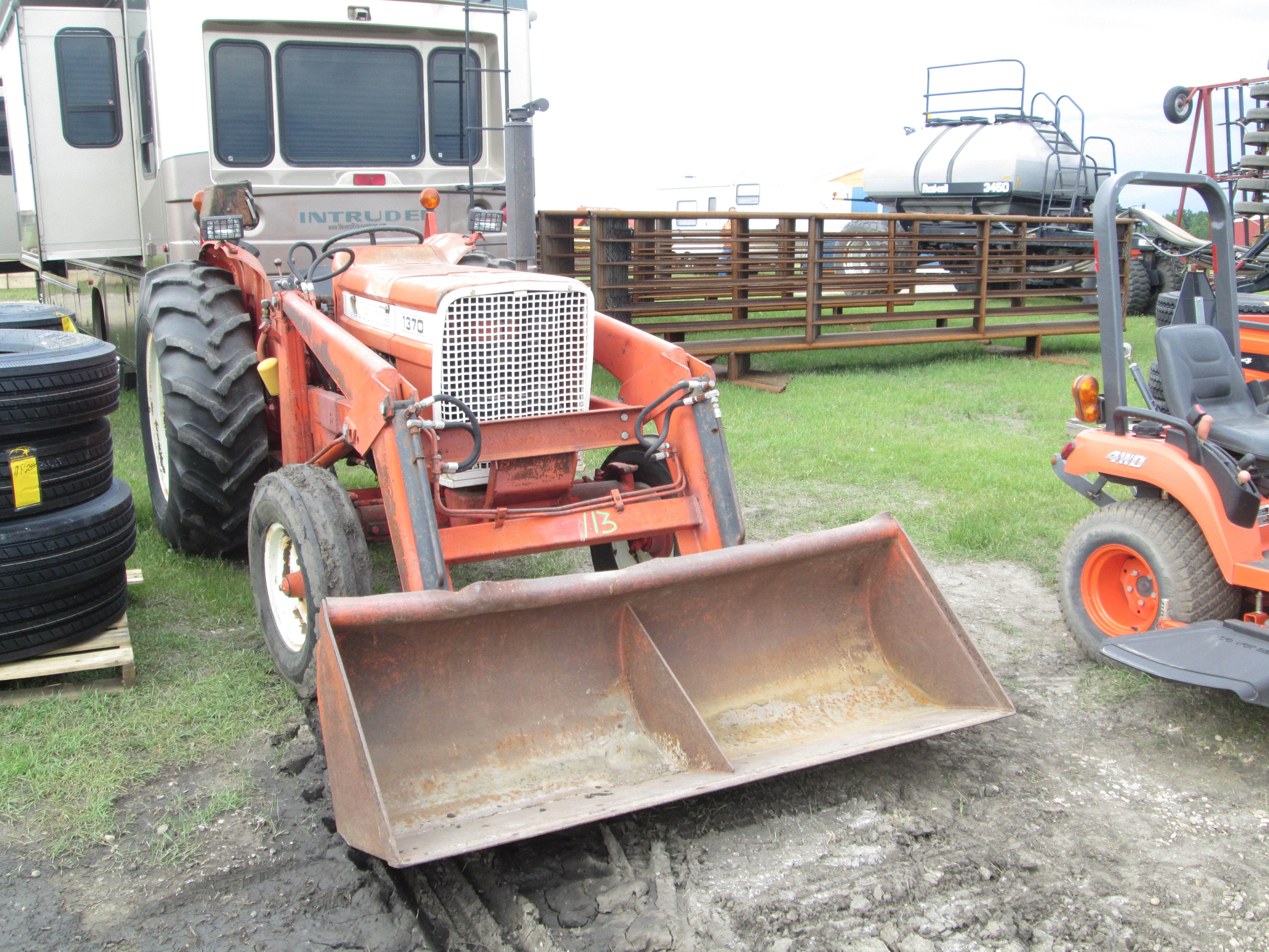 WHITE 1370 TRACTOR, 63 HP, FIAT MOTOR, DIESEL, C/W FRONT END LOADER ...
