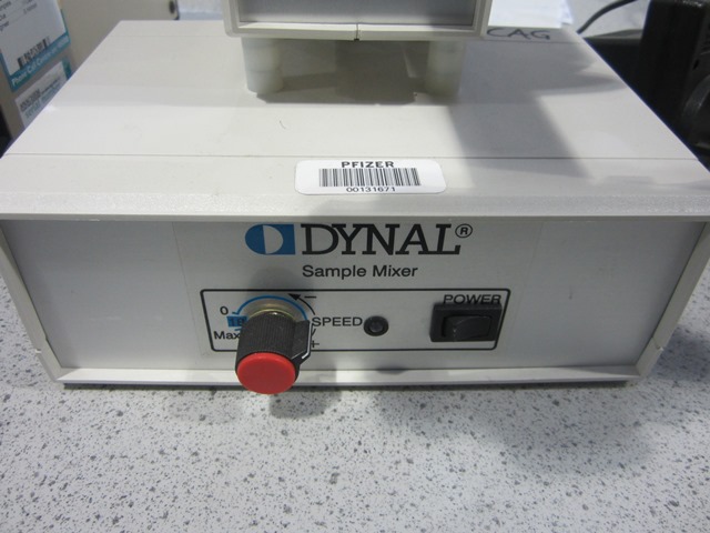 Dynal sample mixer