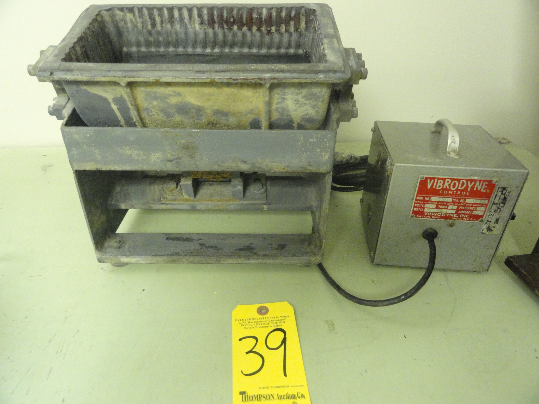 Vibrodyne Model C-013C Vibratory Tumbler, s/n 692, with Controls and Timer
