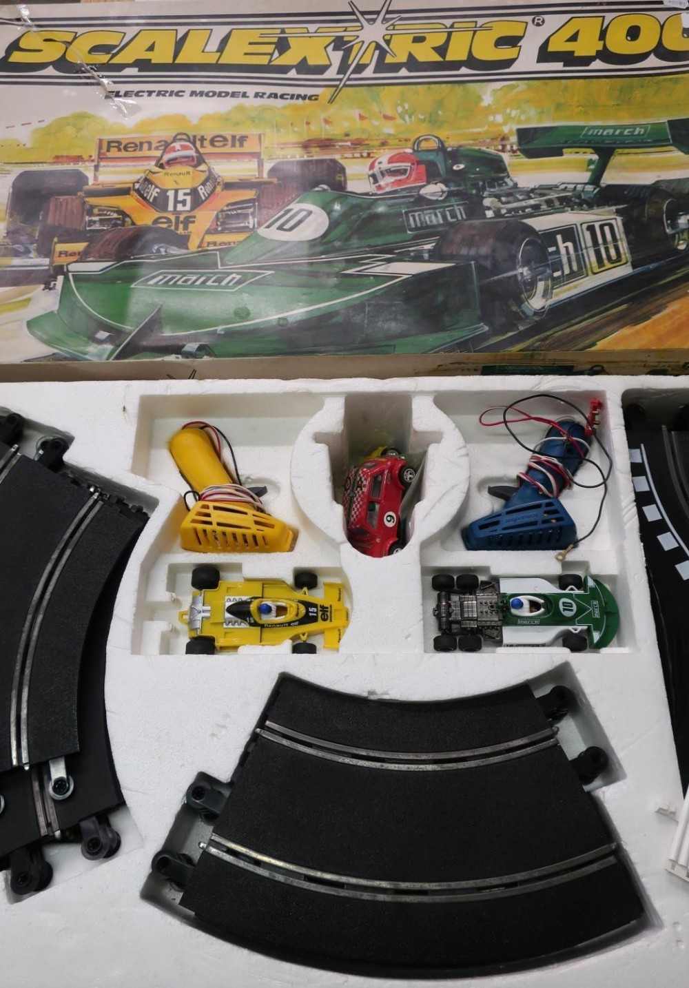 Late 1970s Scalextric 400 racing set