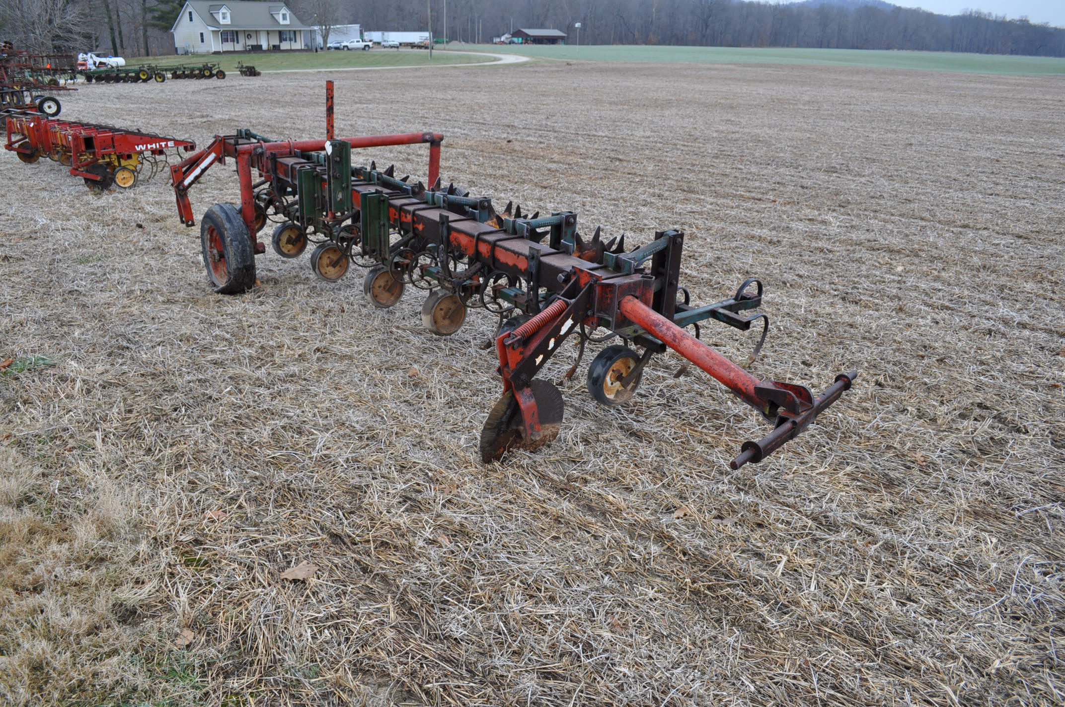 6 row Brillion row crop cultivator, 3 point, end transport, danish tine ...