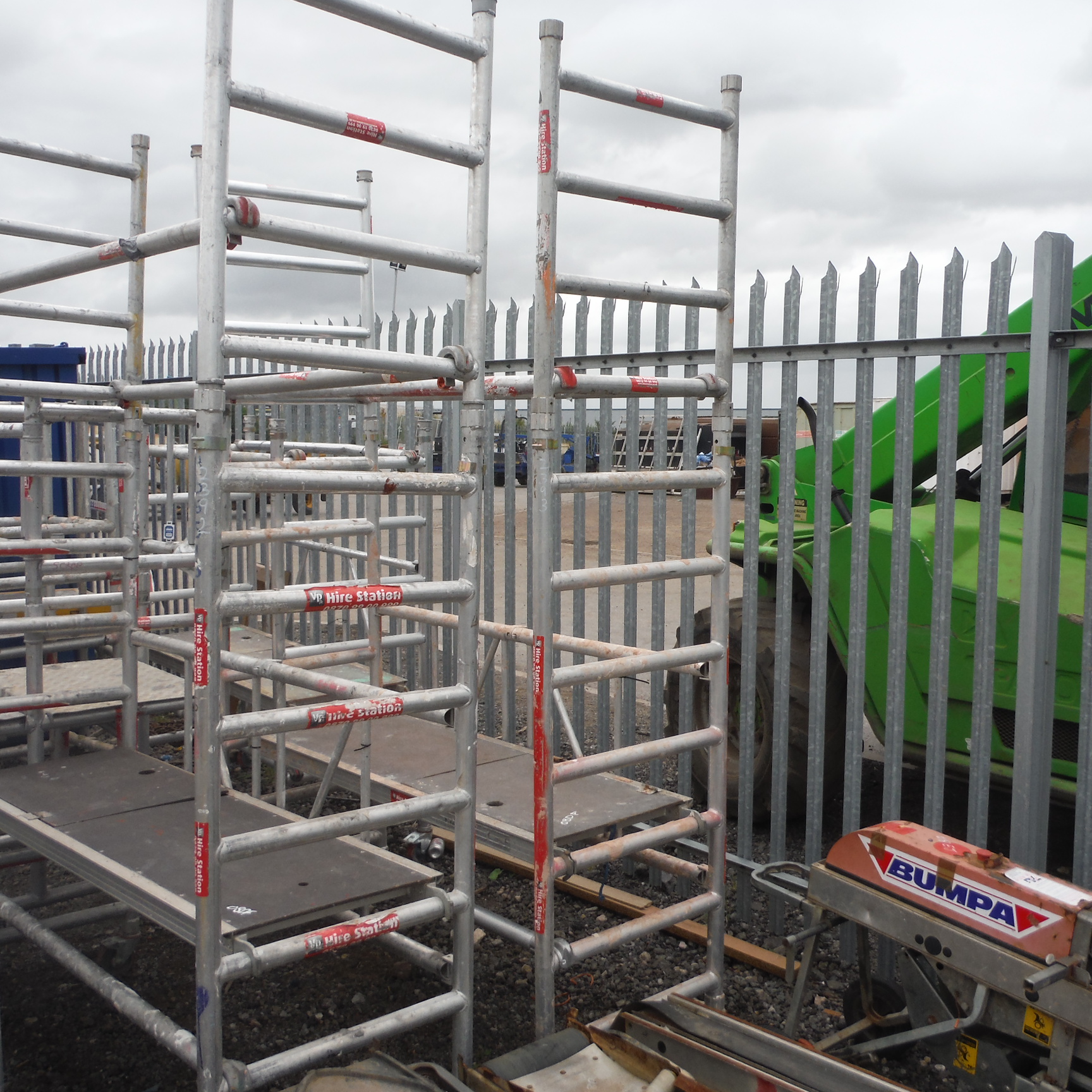 8' aluminium scaffold podium/tower