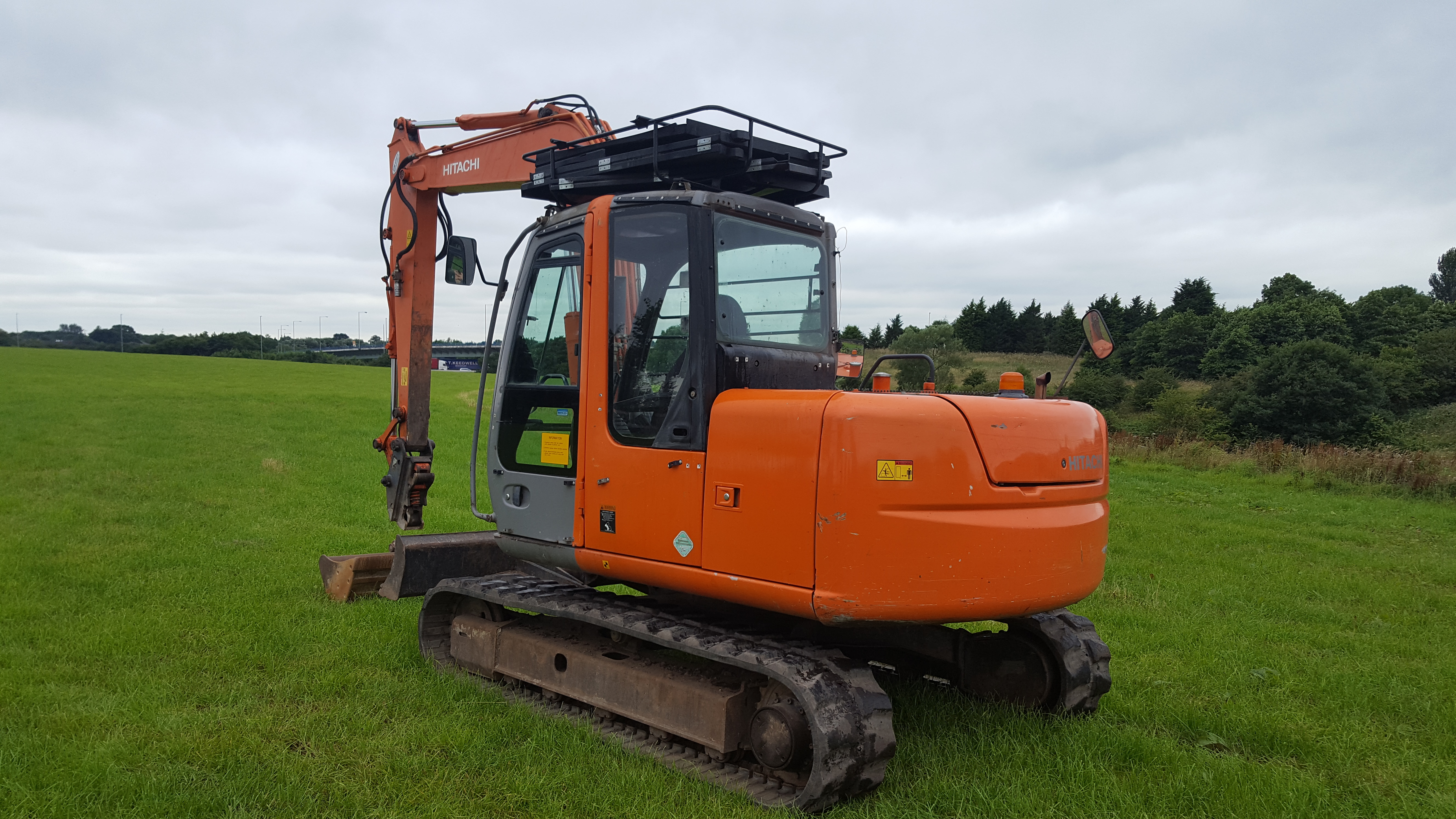 2005 Hitachi Zaxis 80 SBLC 8 Ton Excavator Appraisal: Sold As Seen / No ...