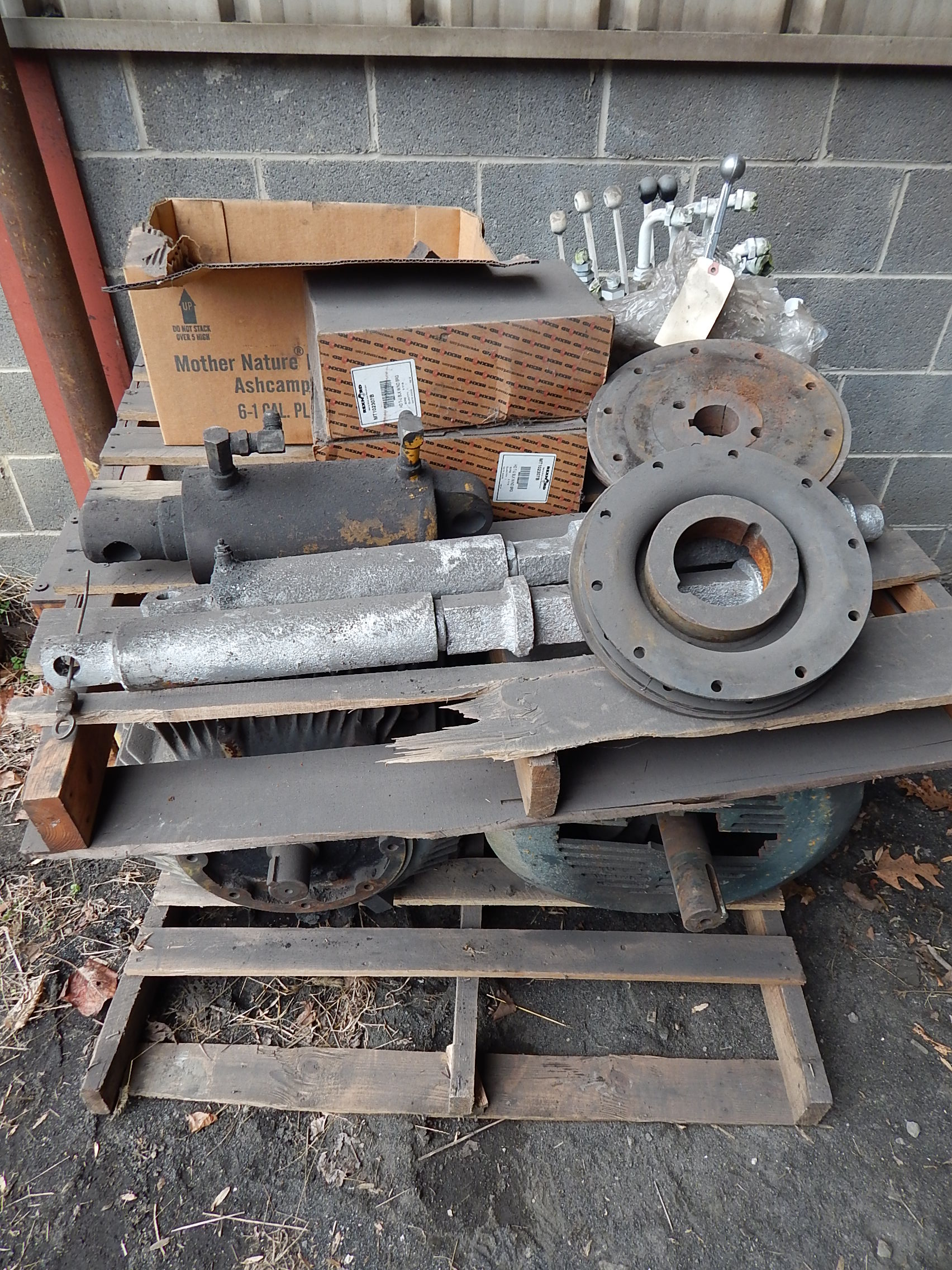 Stamler Model BF-14 Feeder/Crusher, In Rebuild Process