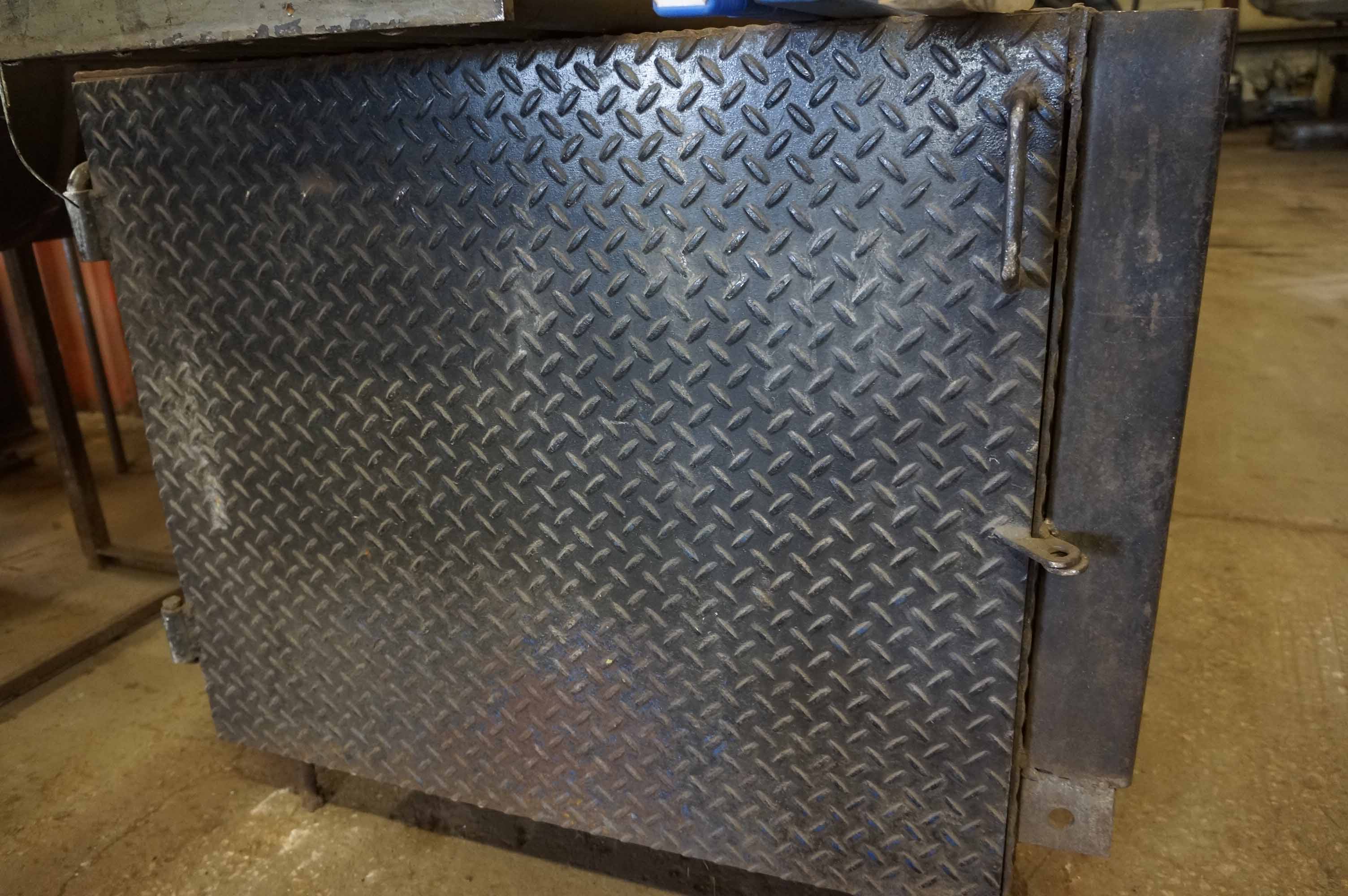 { Group of lots: 368, 369 } METAL STORAGE CABINET, w/welding rod