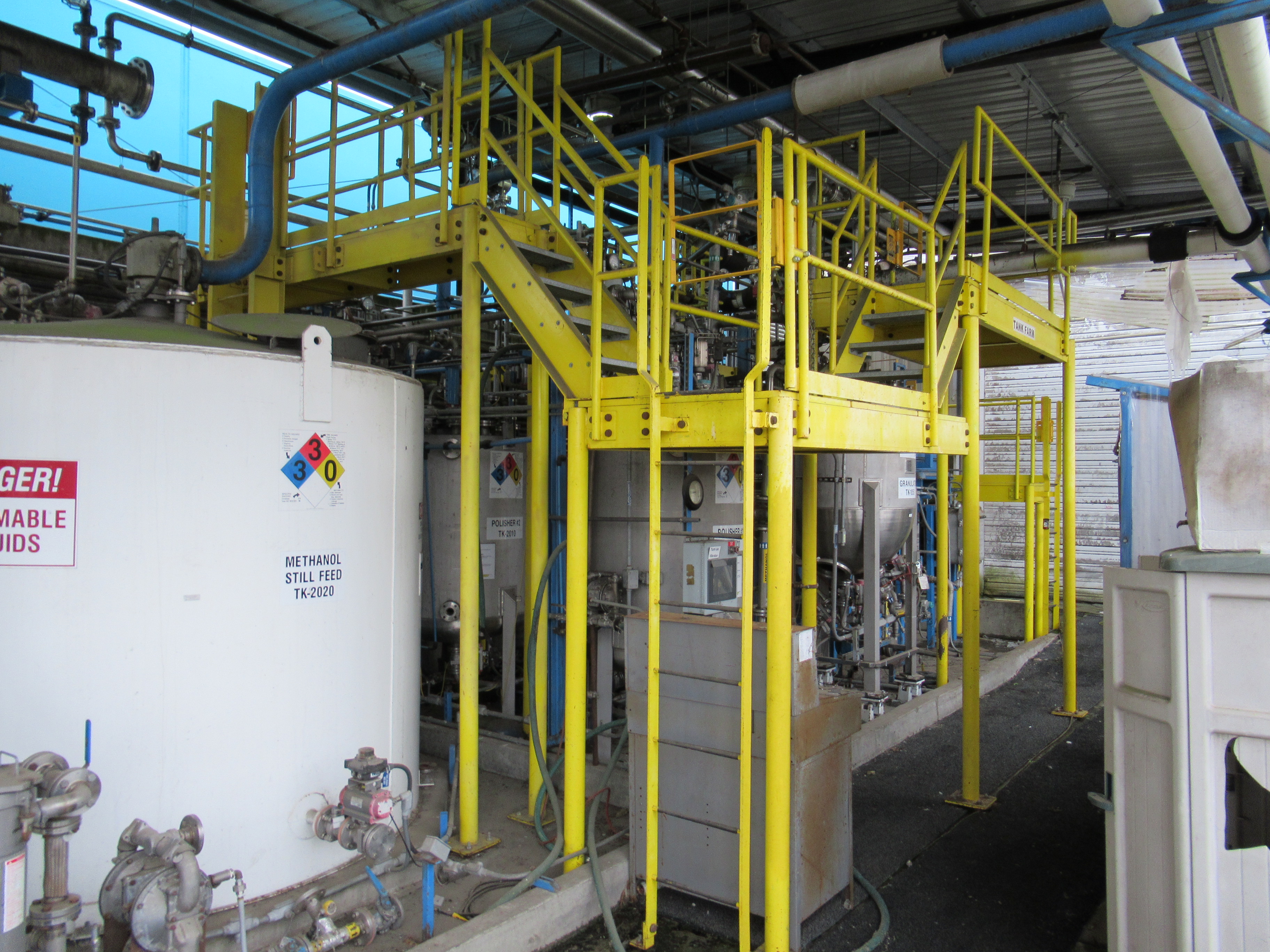 Steel tank platforms