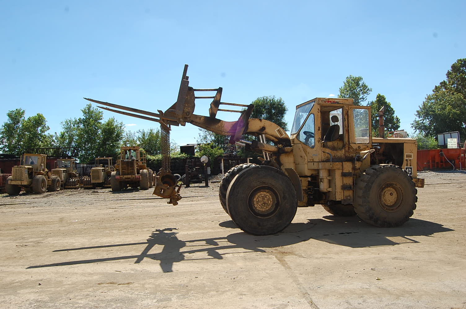 Caterpillar Model #966-C Front End Loader w/Fork Lift Forks\