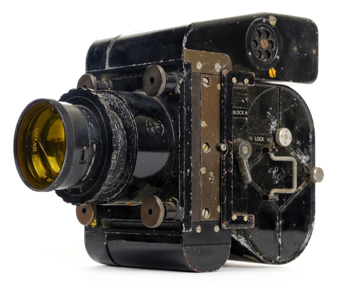 * Aerial Reconnaissance. A WWII RAF F95 Mk 6 aerial camera by W. Vinten ...