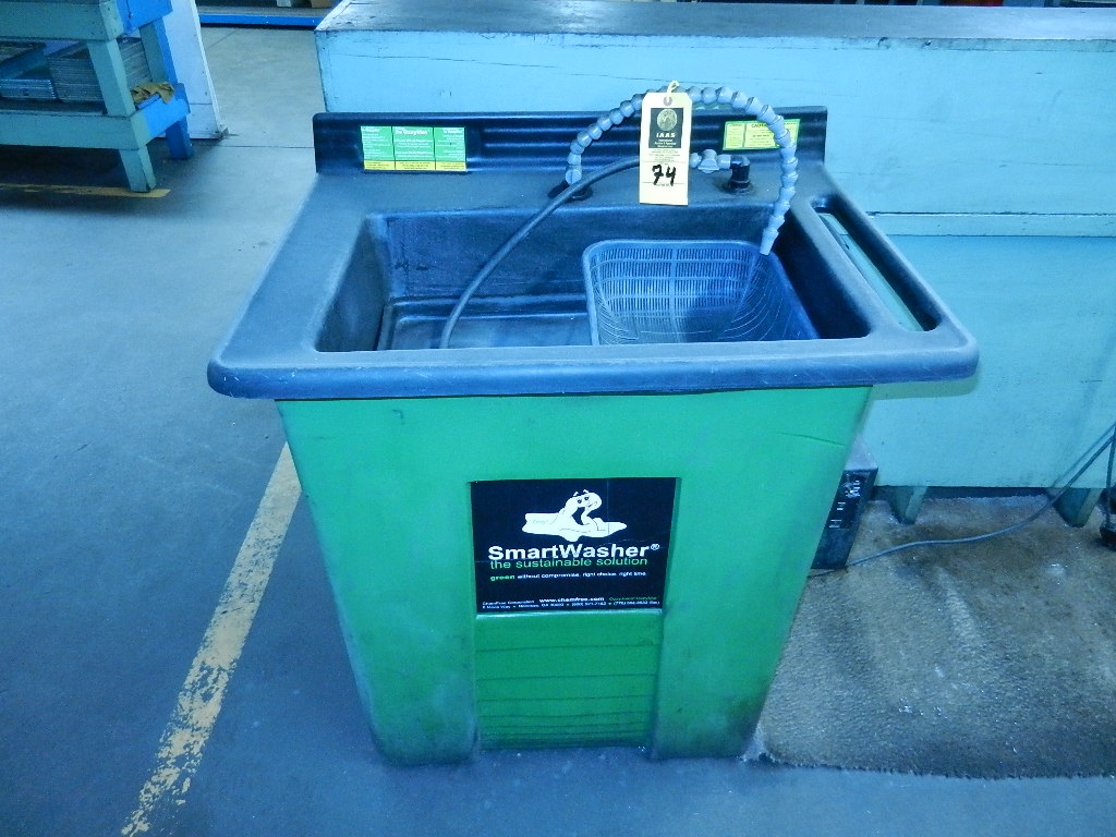 Smart Washer Model 25-2 Parts Cleaner 27"L X 17"W X 8"H I.D.