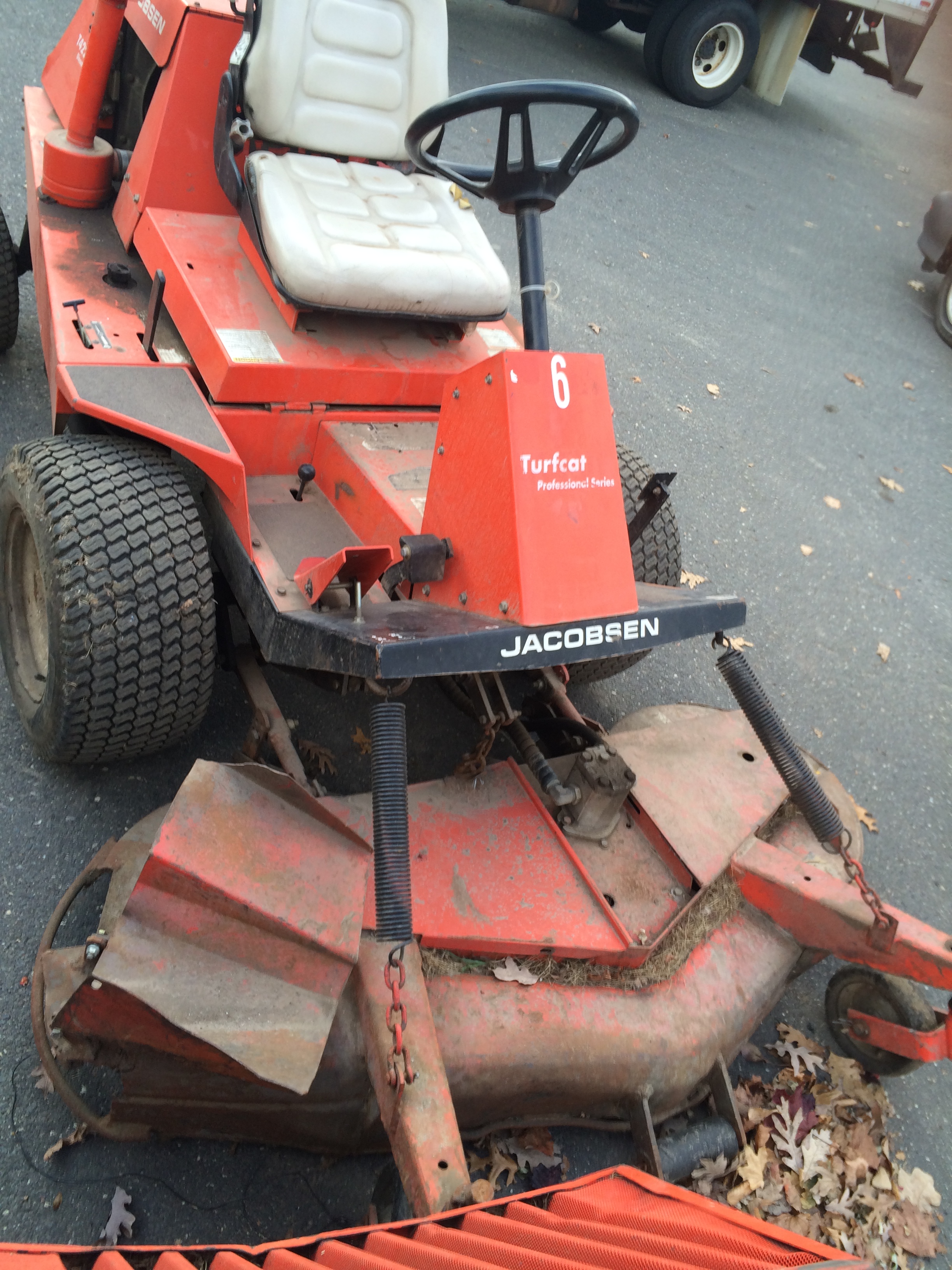 Jacobsen T422D Diesel Turf Mower, 2,440 Hours