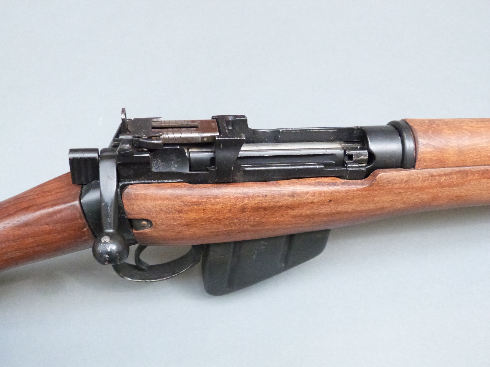Deactivated Canadian Lee Enfield No4 Mk1 Long Branch .303 bolt action ...