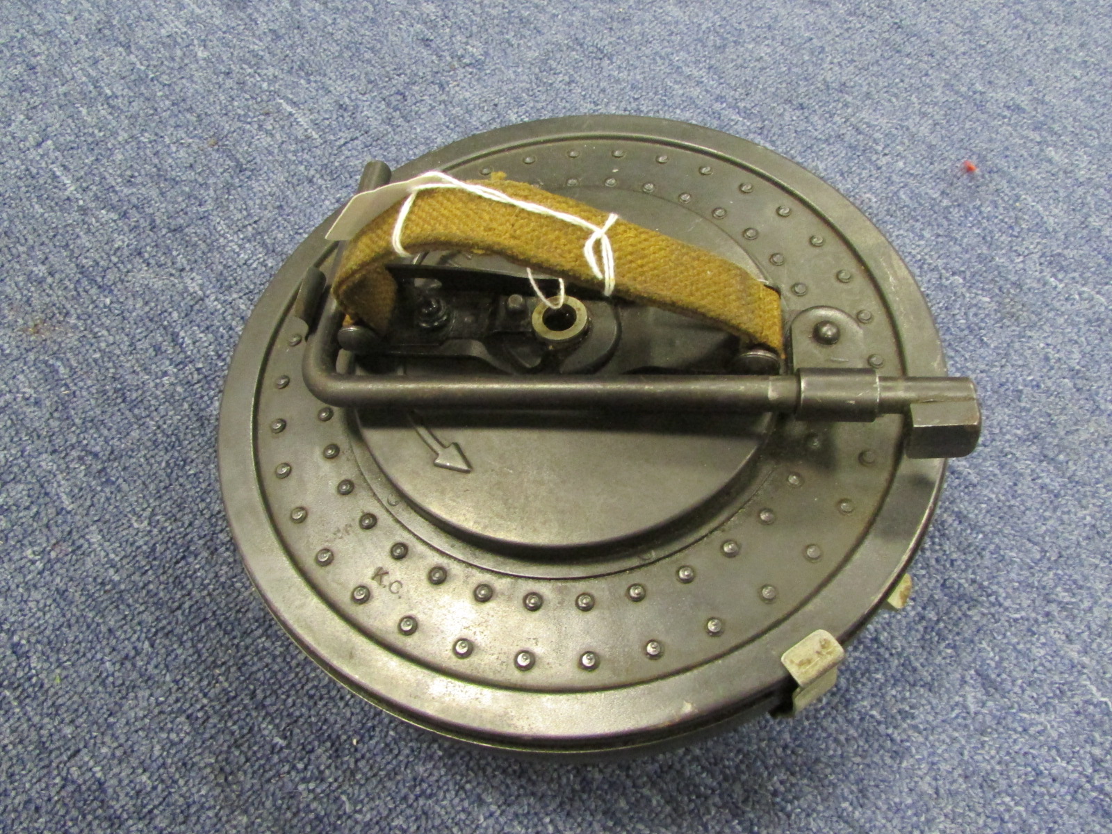 Magazine: A rare Bren Gun 100 round circular magazine. Very good ...