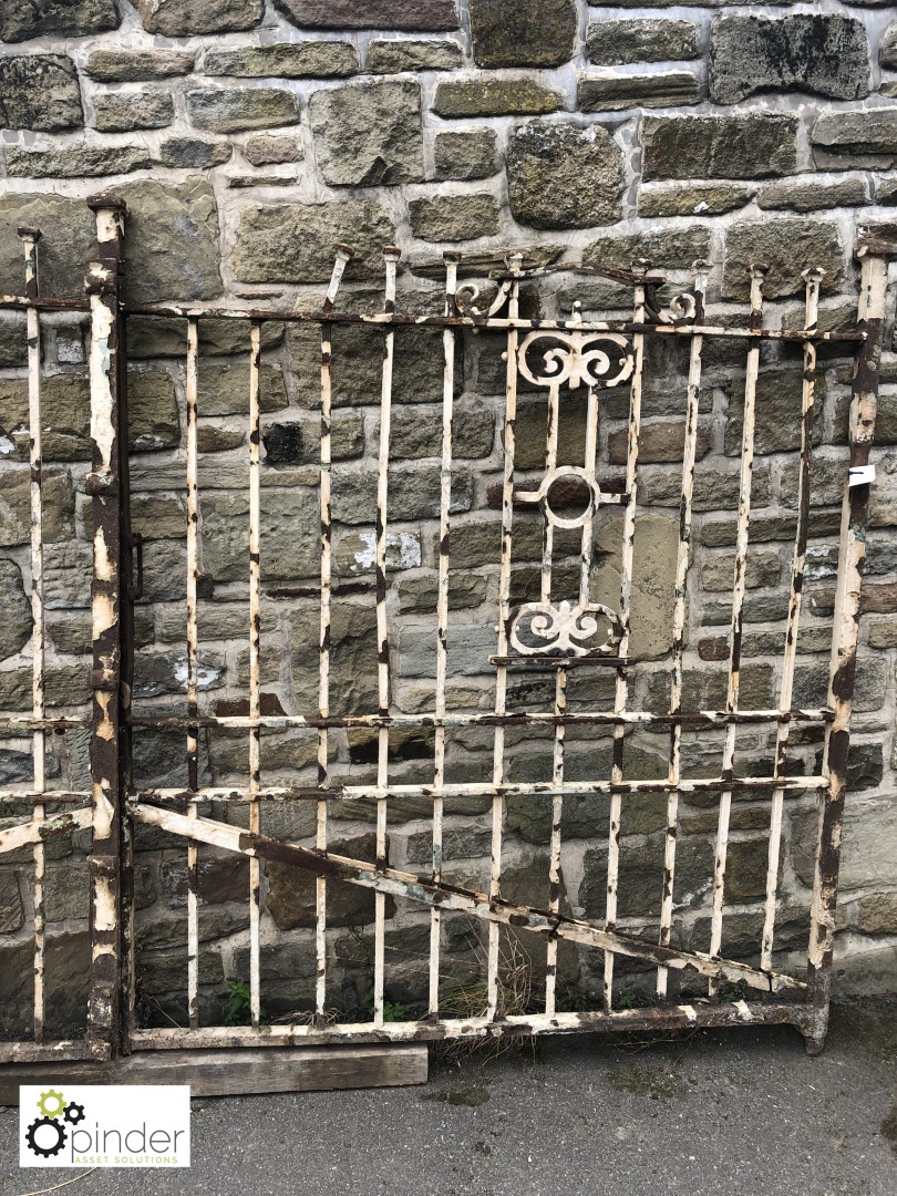 Pair of Edwardian wrought iron blacksmith made Gates, 3100mm total wide ...