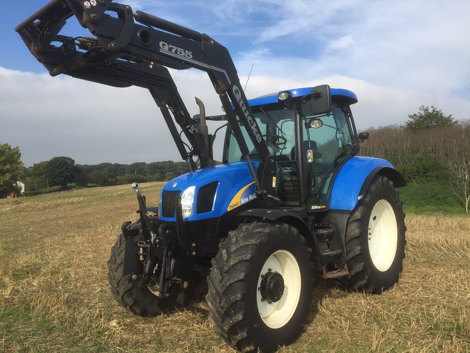 New Holland T6040 Elite 4wd 50kph Tractor with Air Brakes, Quickie Q755 ...