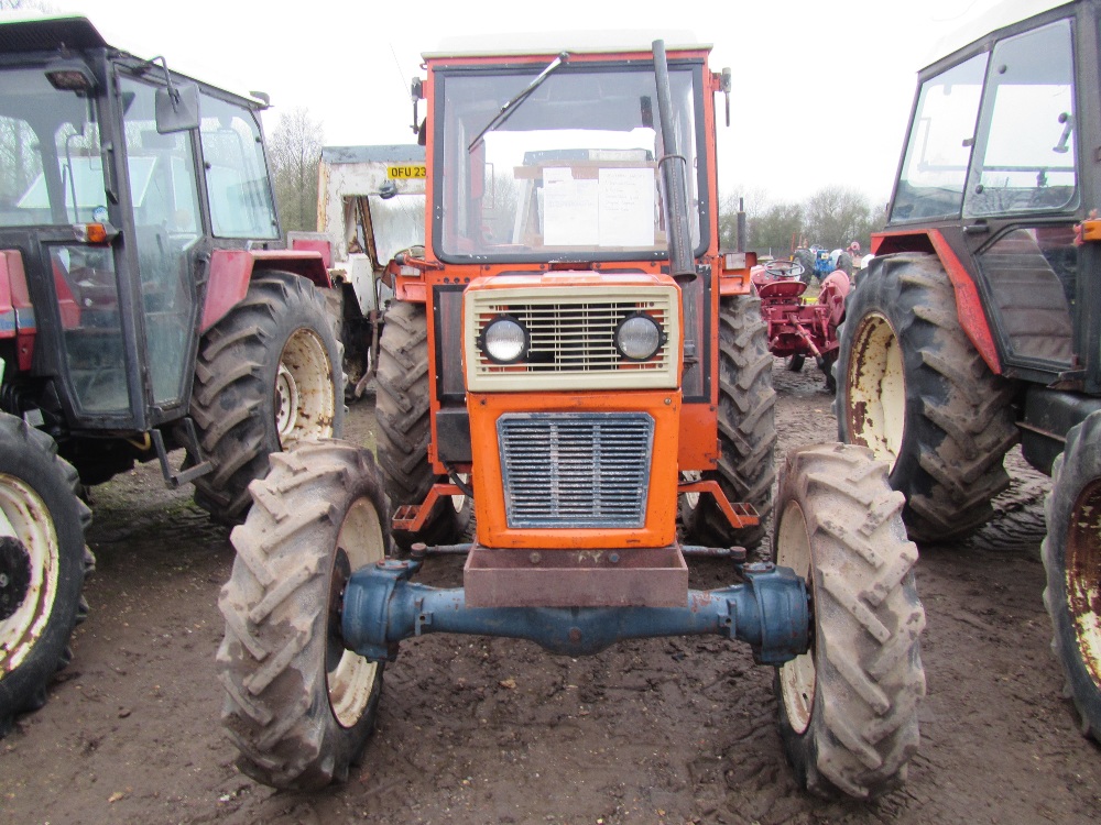 Universal 640 DTC 4 Cylinder 4wd Tractor c/w Centre Prop Shaft & Duncan ...