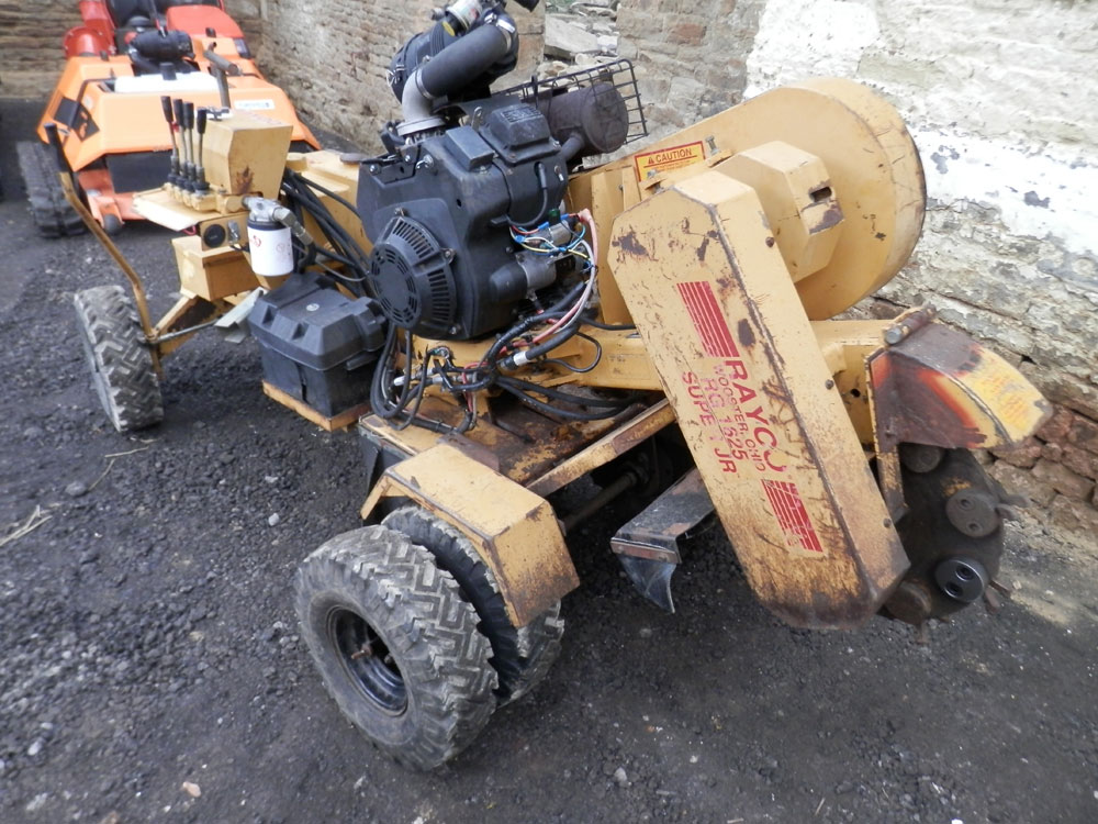 WORKING RAYCO RG1625 SUPER JUNIOR AMERICAN MADE STUMP GRINDER. WILL ...