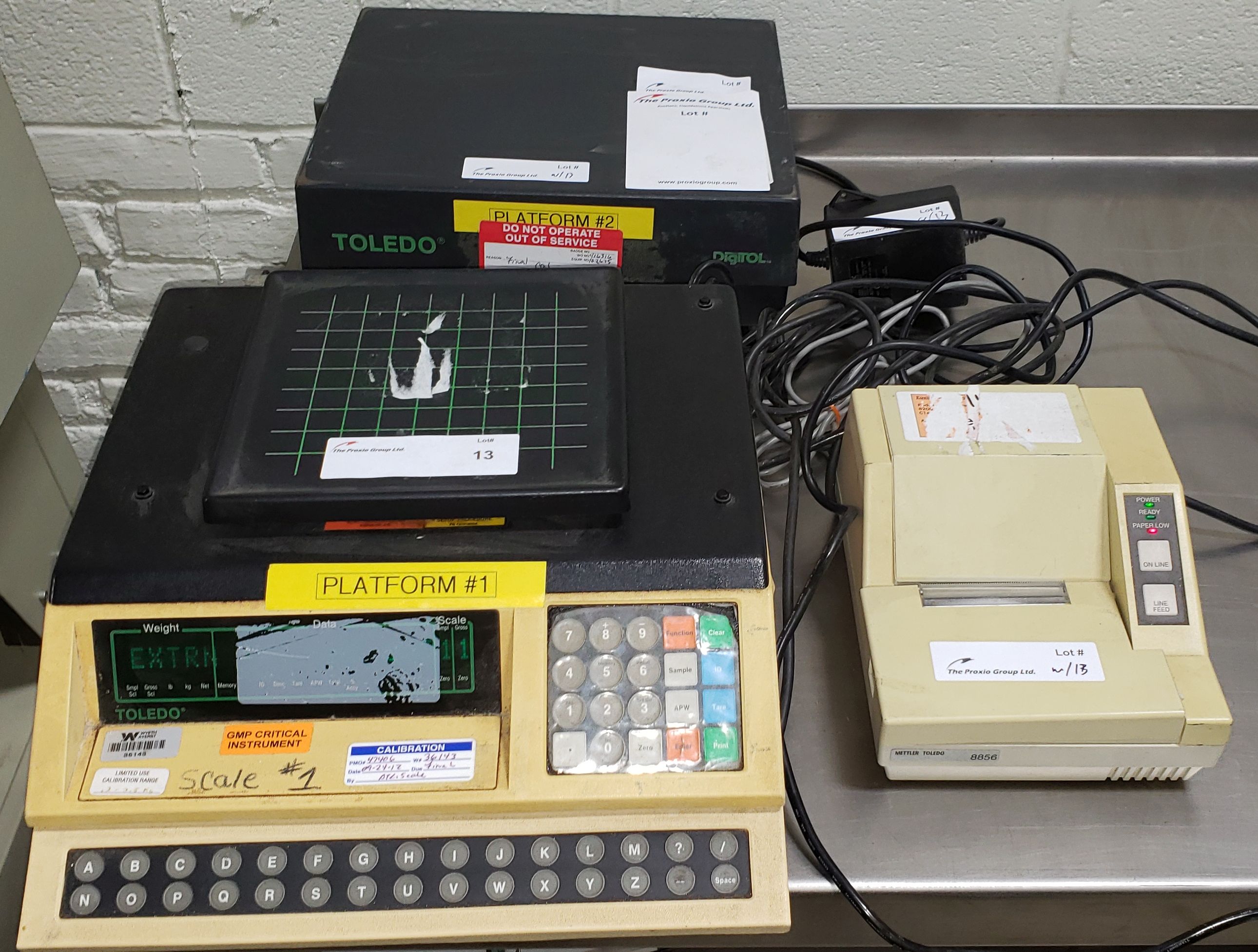 Mettler Toledo Bench Two Platform Scale. Scale #1 model 8582, 5 lb ...