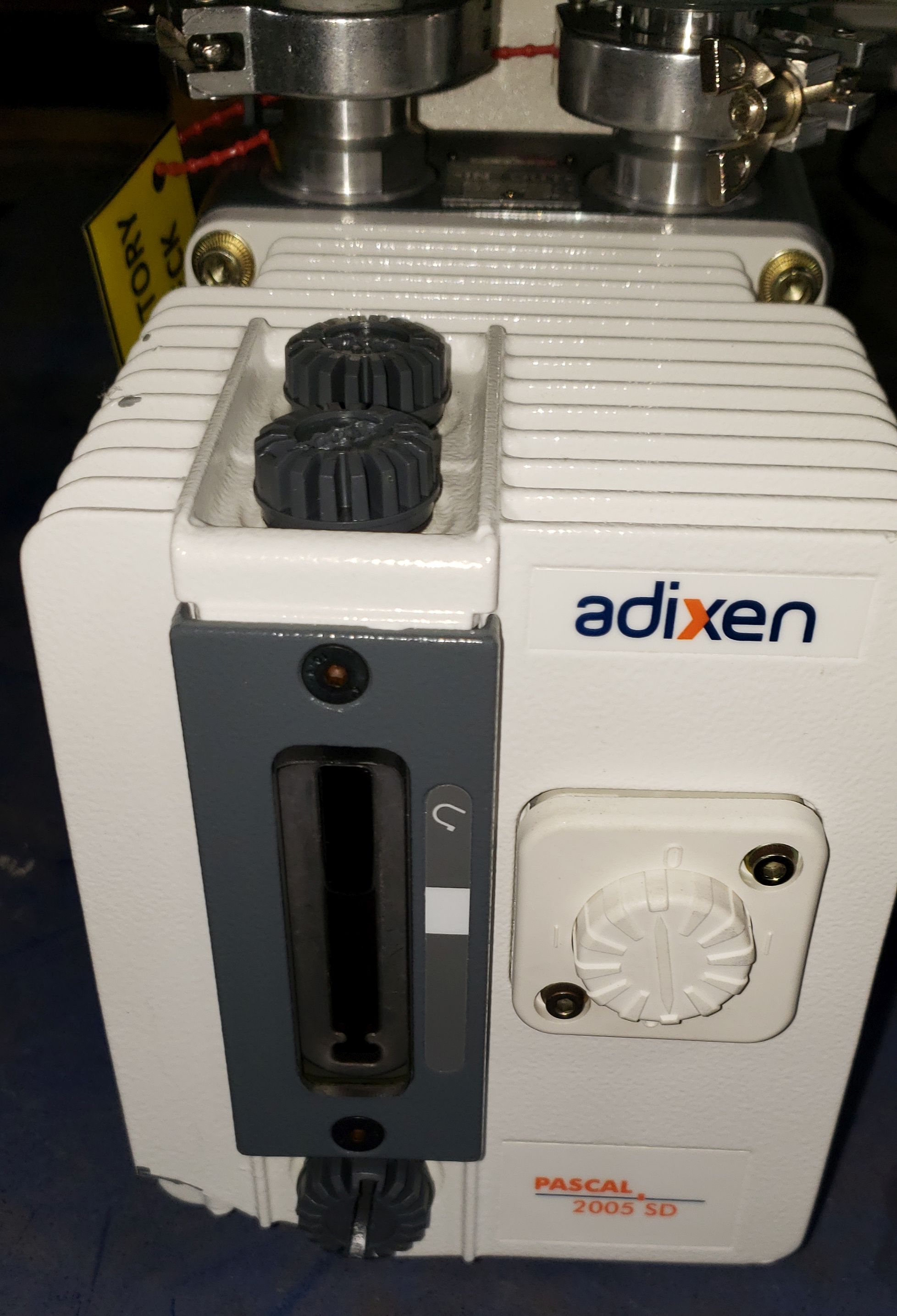 Adixen vacuum pump, model Pascal2005SE, with model OME25HP muffler ...
