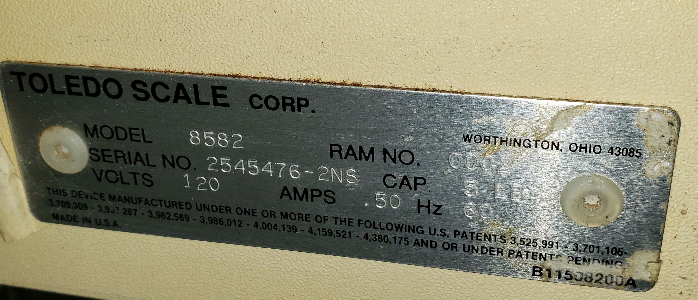 Mettler Toledo Bench Two Platform Scale. Scale #1 model 8582, 5 lb ...