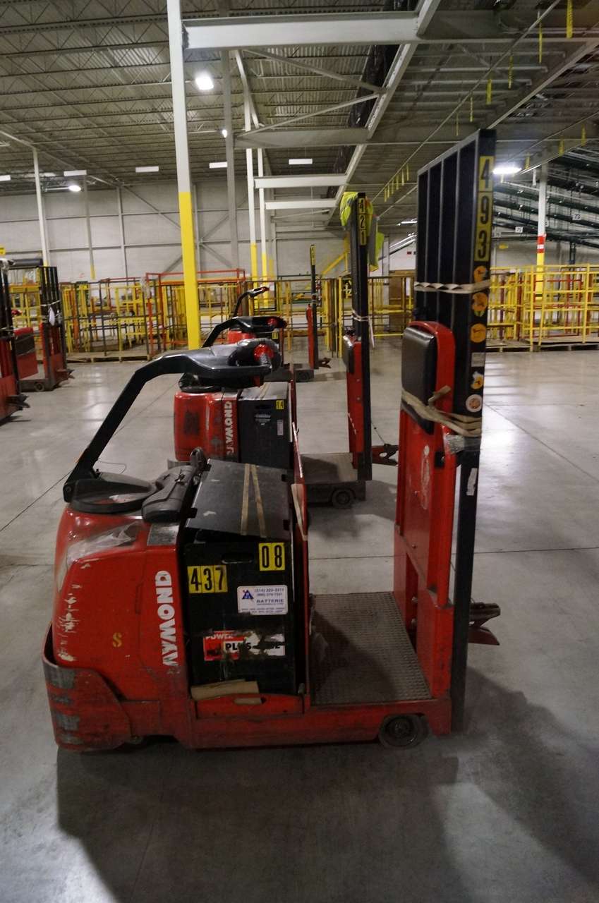 2008 RAYMOND 8600 Tugger Unit 493, Hours 7791 S/N 8600869477