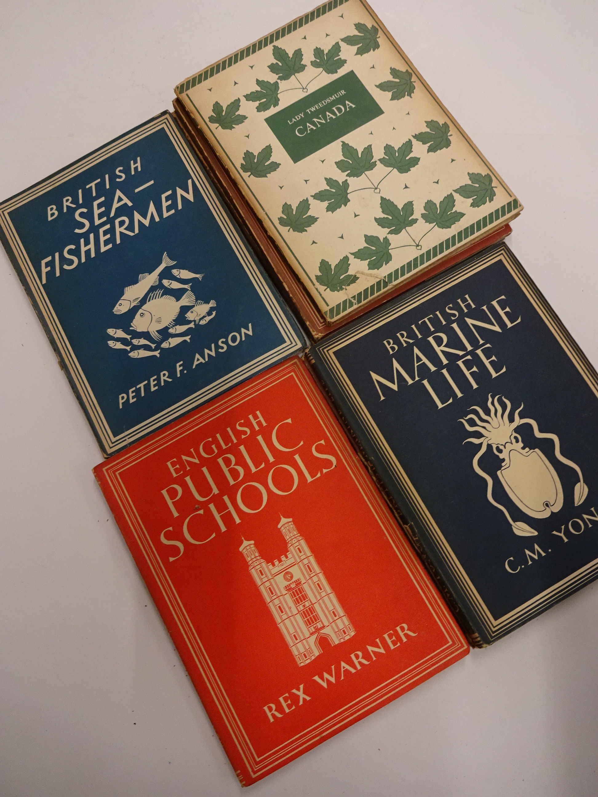 20+ BOOKS 'BRITAIN IN PICTURES' SERIES CIRCA 1940s