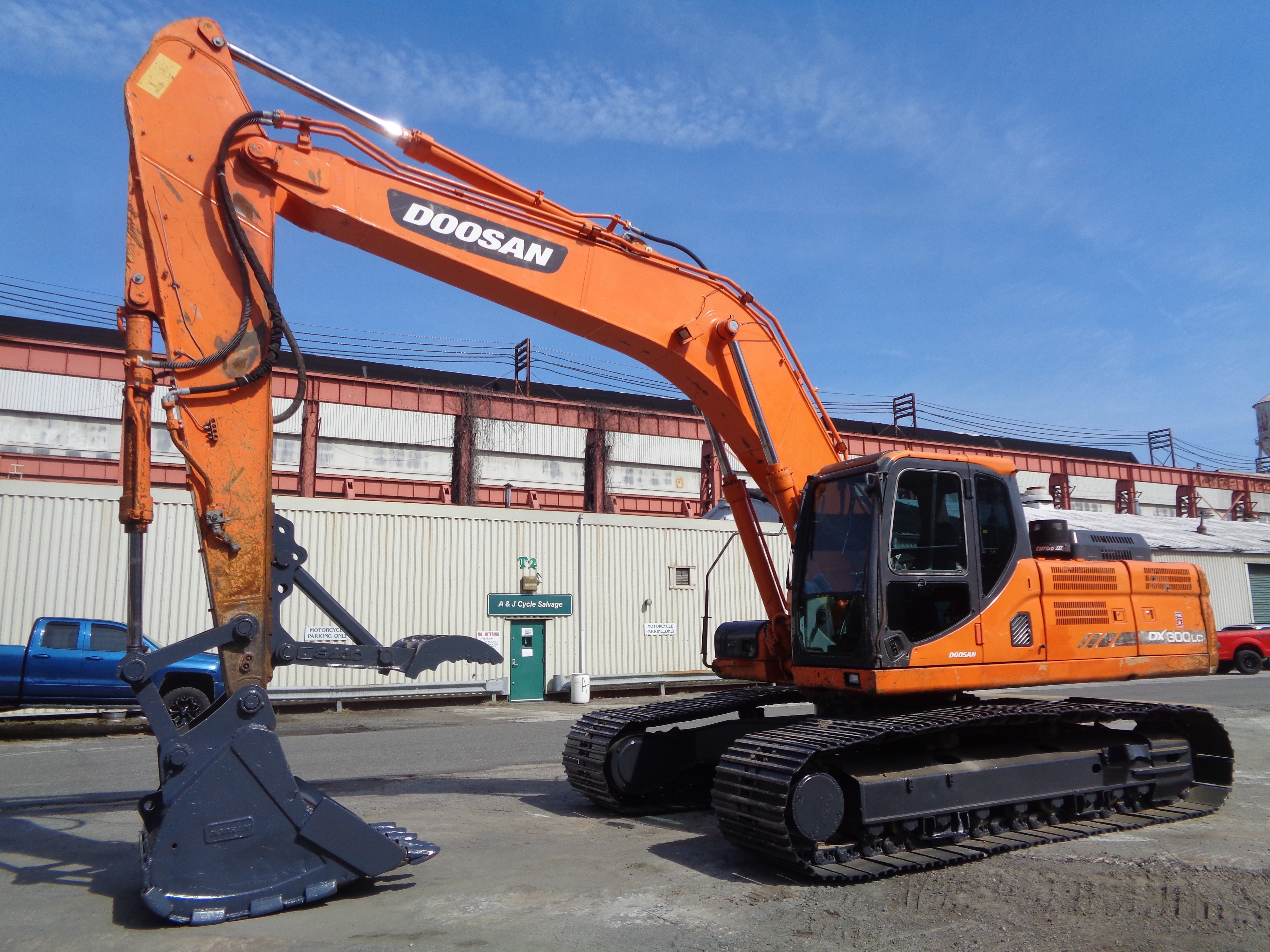 Make: Doosan Model: DX300LC-3 Year: 2013 SN: DHKCECA1AB0001012 Hours ...