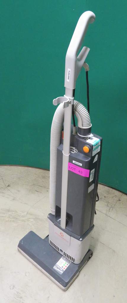 Diversey Lever 360 Vacuum Cleaner. Doesn’t Power Up. 220-240v.