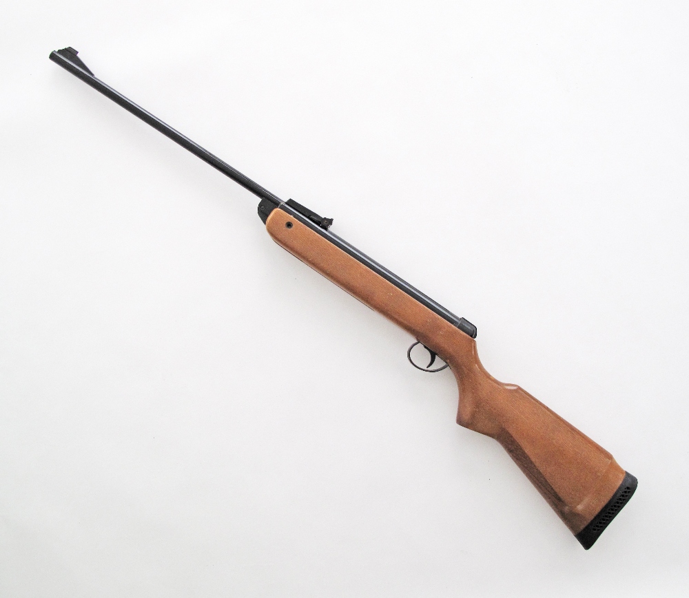 English BSA METEOR .177 CAL air rifle, serial no N12580, L105cm long ...