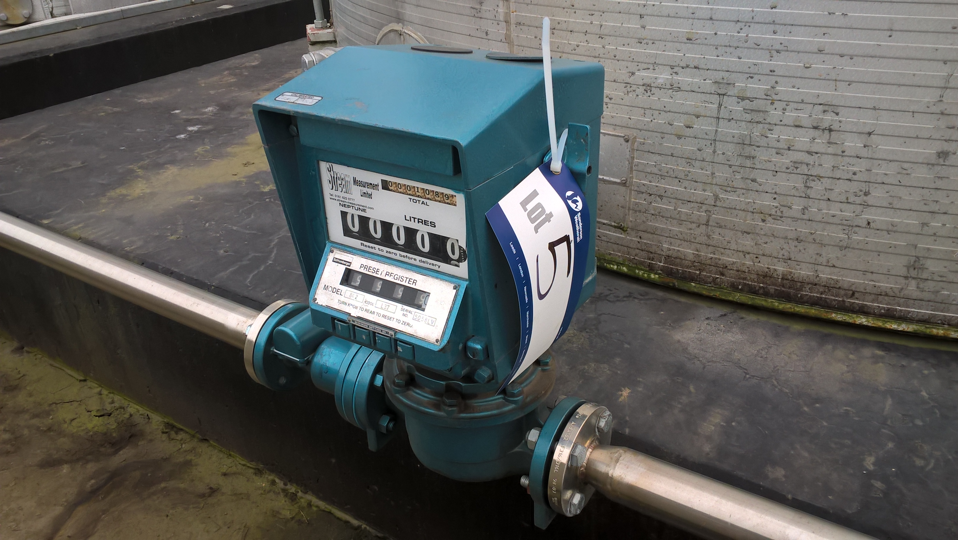 Stream Measurement Neptune Flow Meter & Combined Schlumberger Model 842 ...