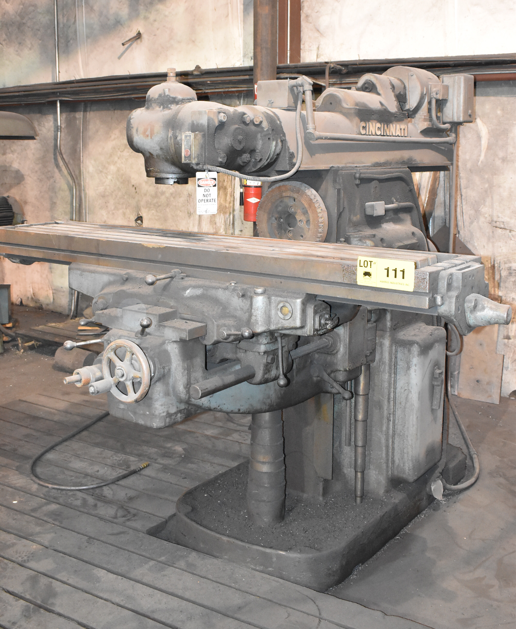 CINCINNATI UNIVERSAL MILLING MACHINE WITH 78"X16" TABLE, UNIVERSAL HEAD ...