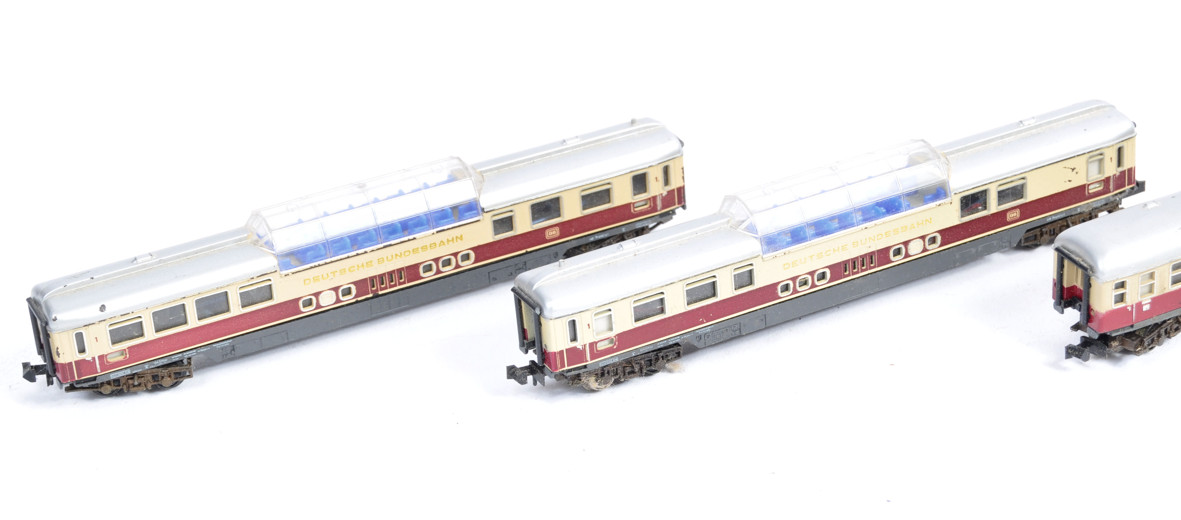 Two original vintage German N gauge model railway train set locomotive ...