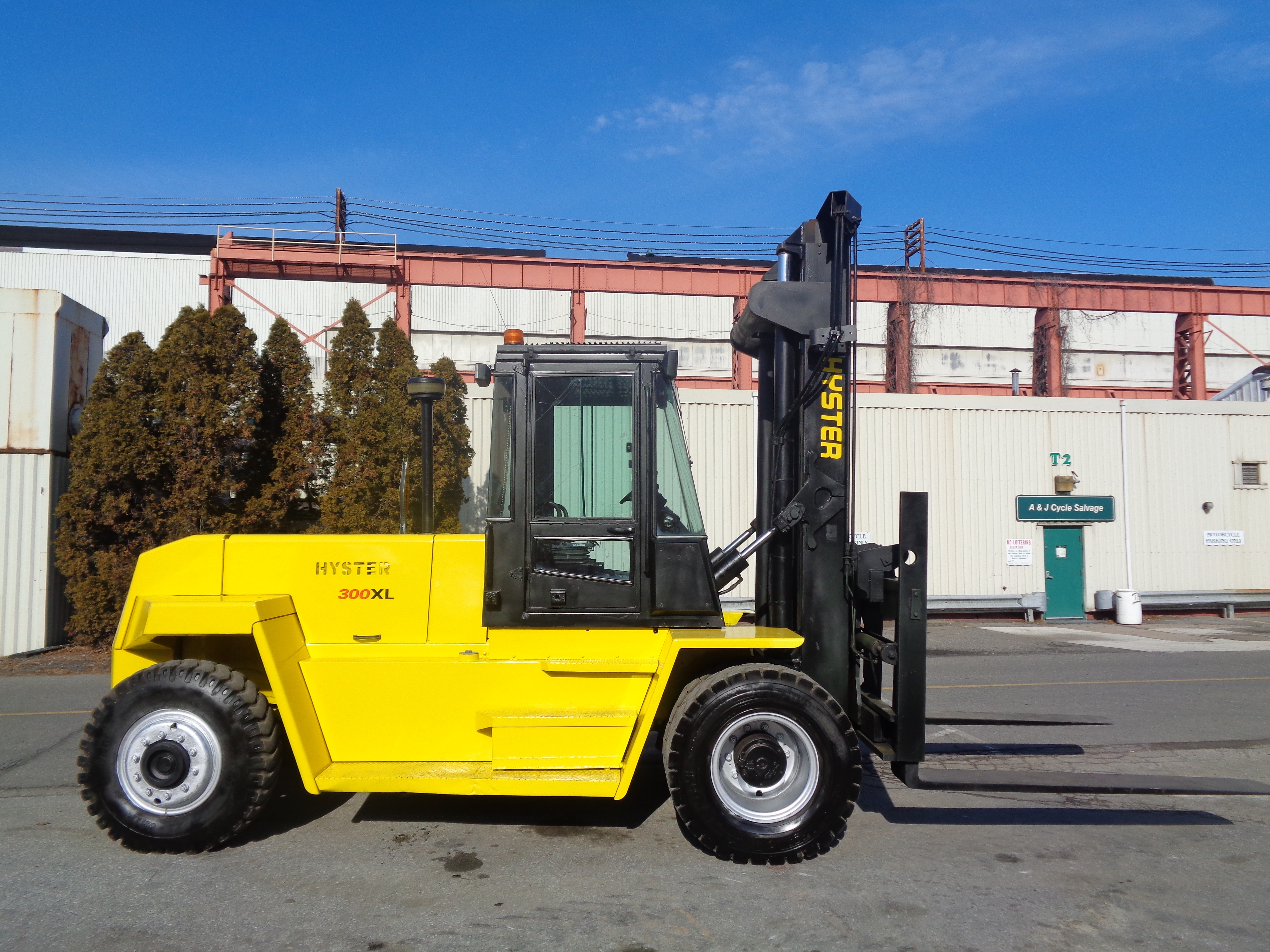 Make: Hyster Model: H300XL SN: D019D01597P Hours: 5055