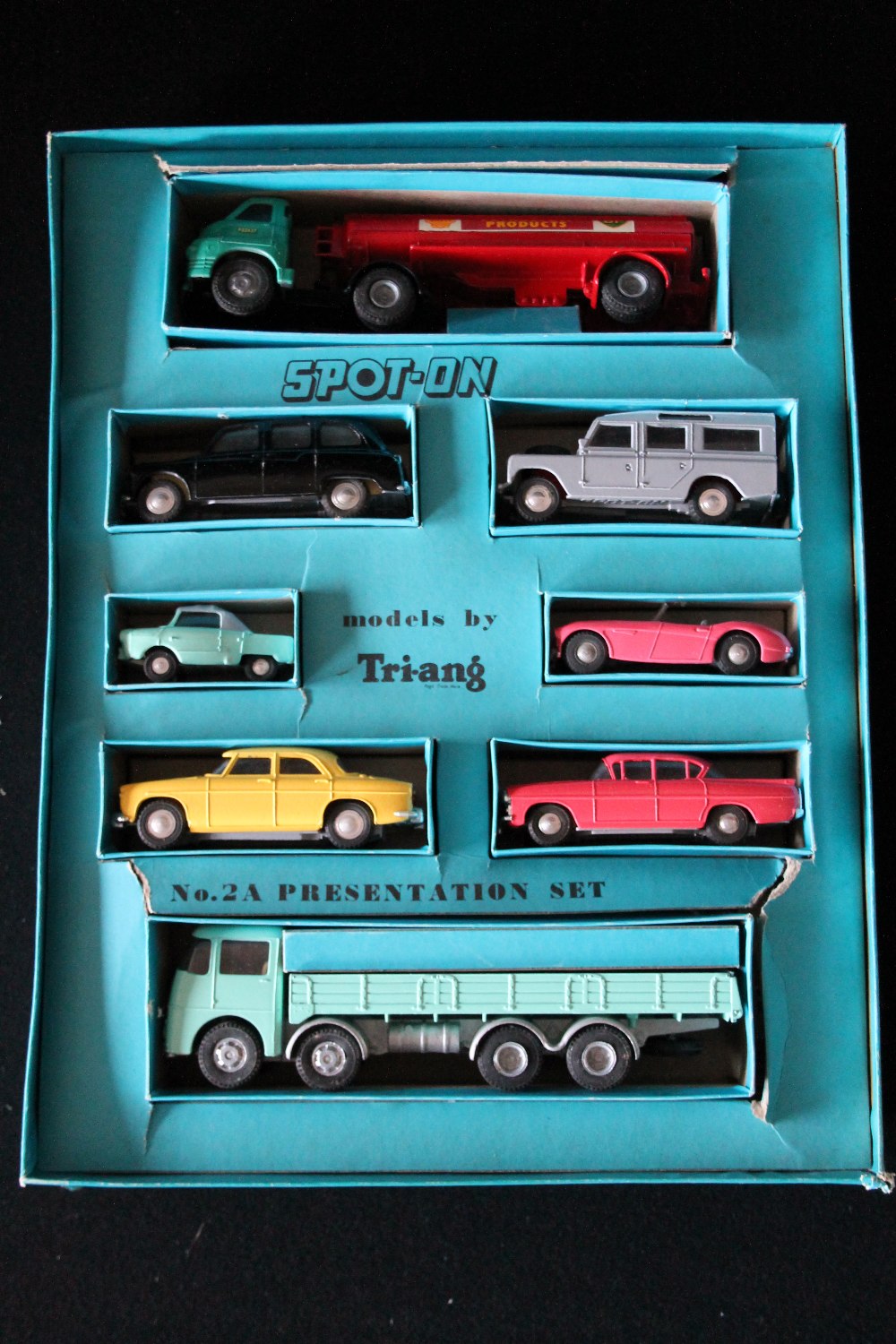 TRIANG SPOT-ON MODEL SET - a No.2 A presentation set of Spot-On models ...