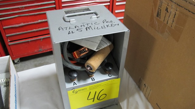 THE LUMA ELECTRIC EQUIPMENT CO. MODEL 60 PORTABLE ELECTRIC ETCHER