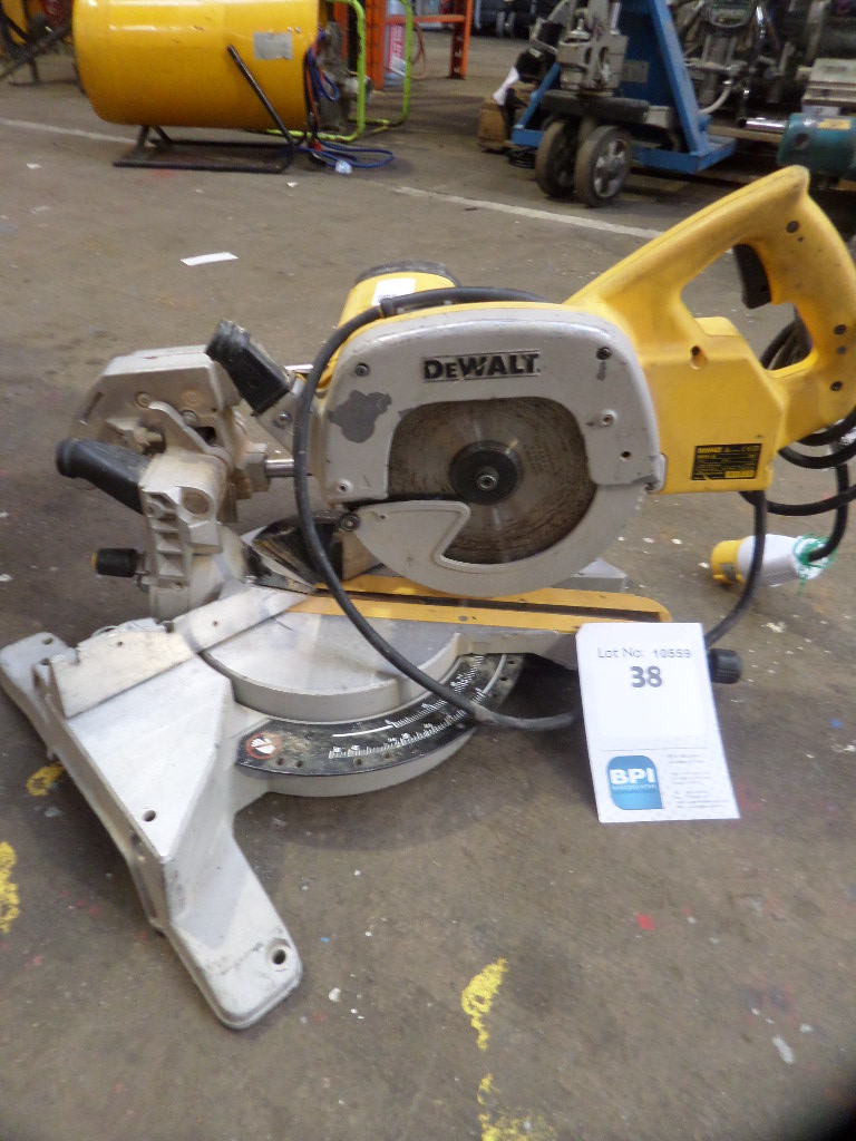 DEWALT DW701-LX {020989} CROSSCUT and MITRE CHOP SAW - 110V 110v ...