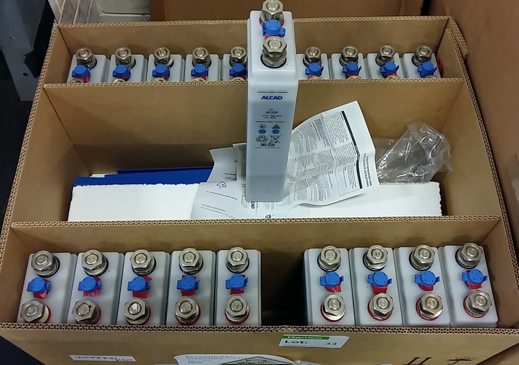 Alcad batteries - wet filled with alkali - type M120P - 20 cells